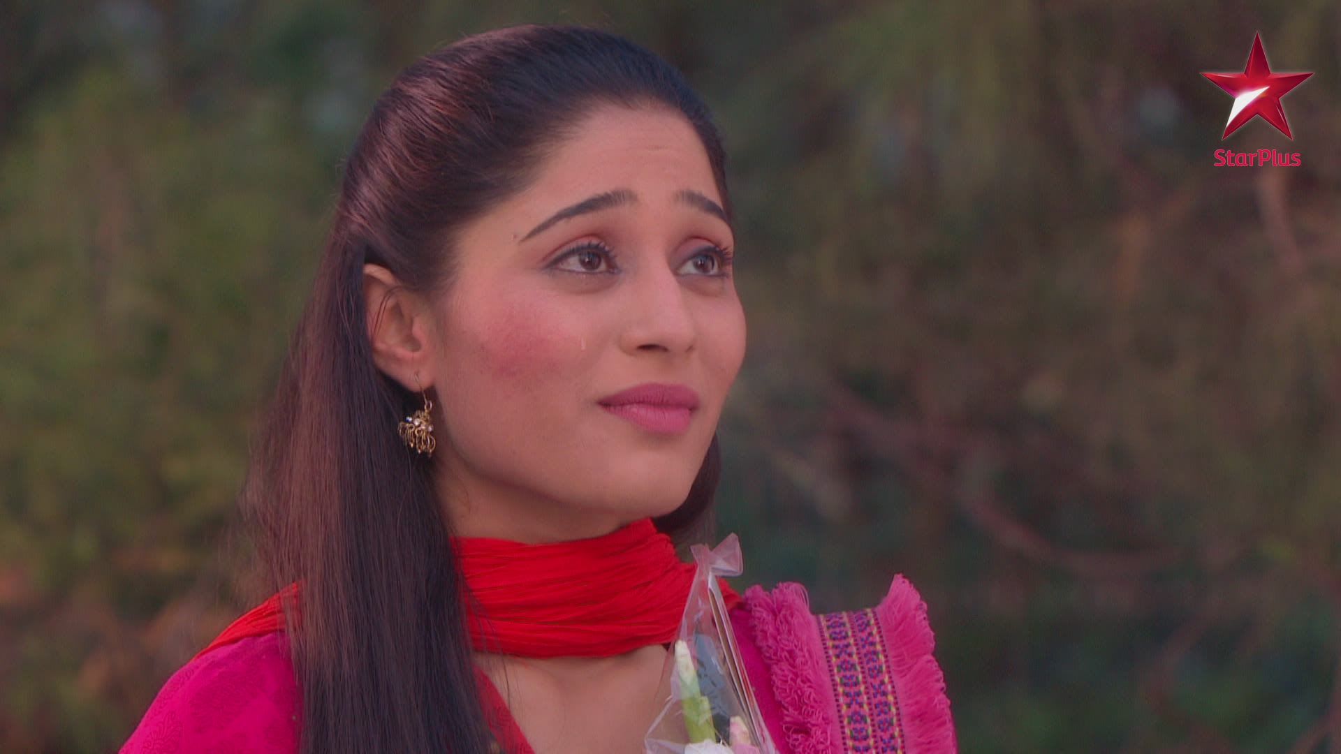 Watch NAVYA - Naye Dhadkan Naye Sawaal Episode 13 on JioHotstar