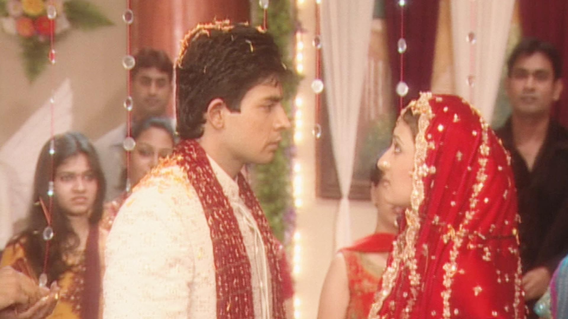 Watch Kumkum - Ek Pyara Sa Bandhan Episode 29 on JioHotstar