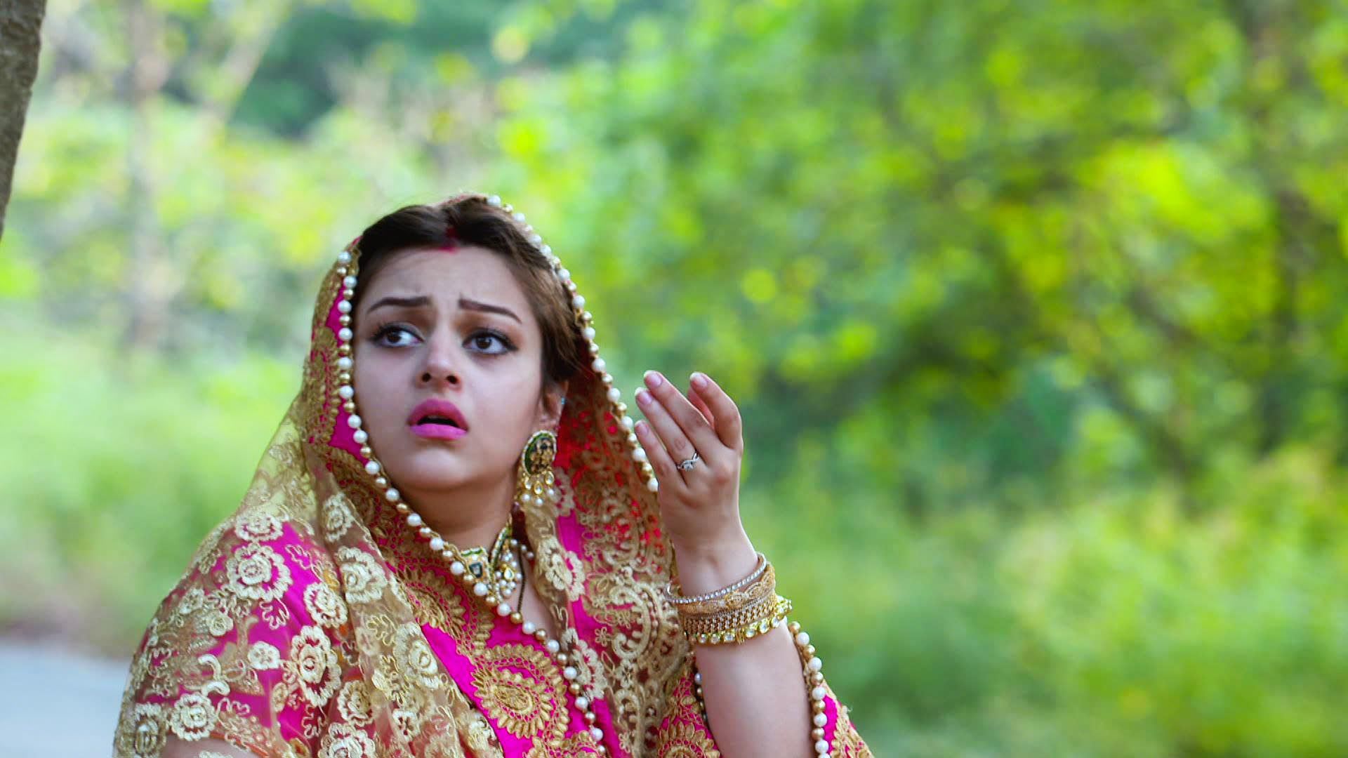 Watch kadhala-kadhala only on Watcho