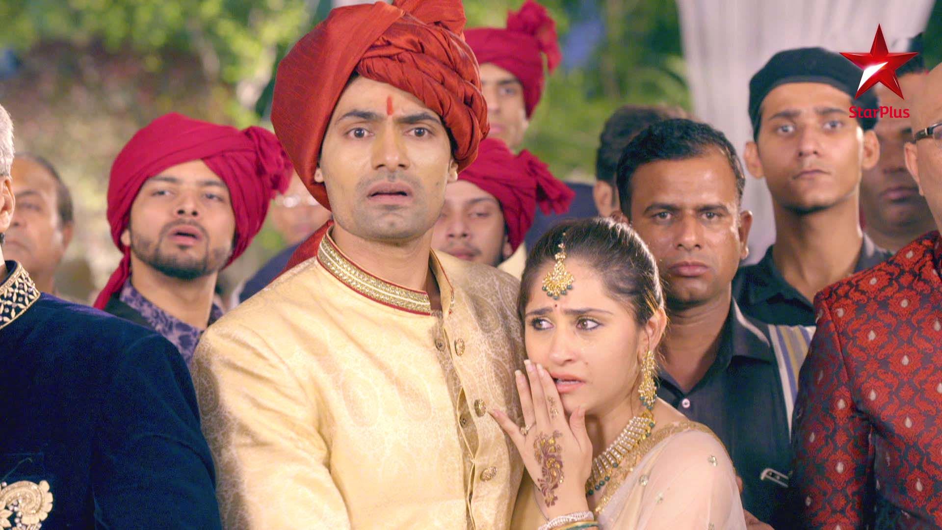 Watch Dahleez Episode 29 on JioHotstar