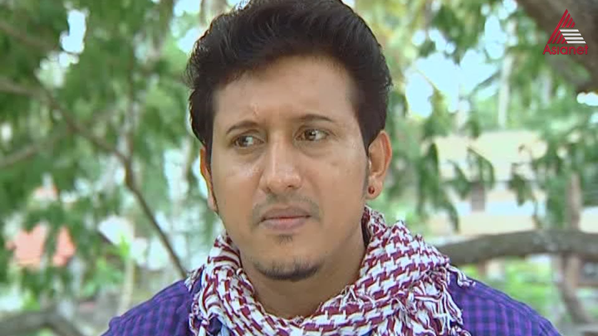 Watch Balaganapathy S12 Episode 17 on JioHotstar