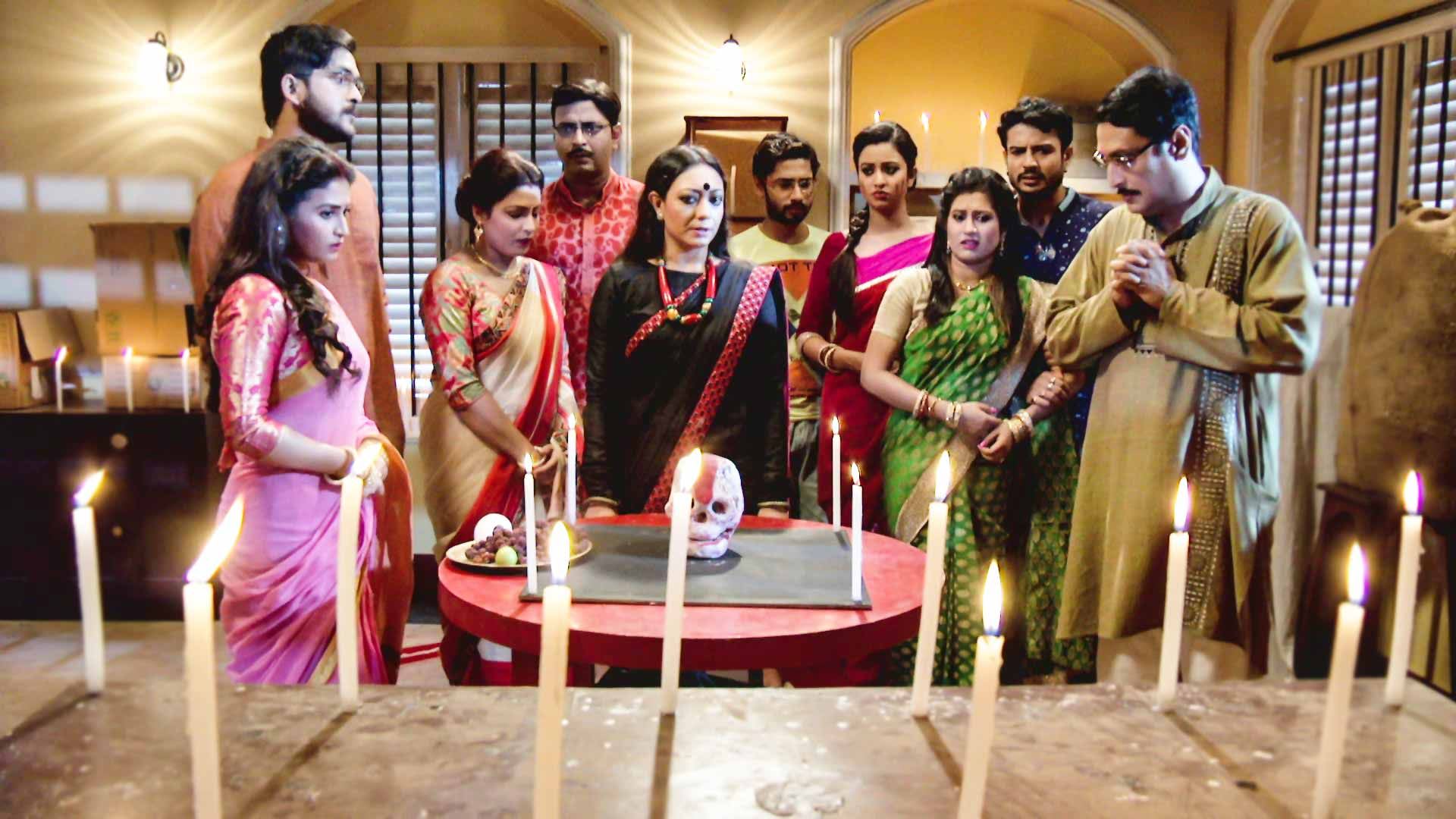 Stream Lahiris To Call Carol's Spirit? Season 5 Episode 33 – Lahiris To ...