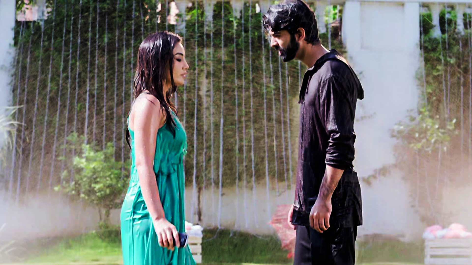 Watch Tanhaiyan S1 Episode 8 on JioHotstar