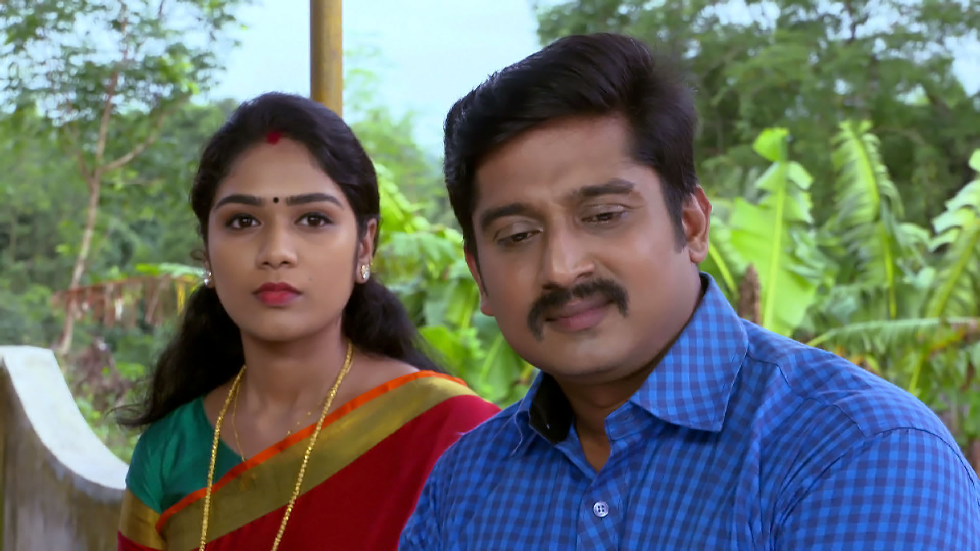 Watch Karuthamuthu S27 Episode 142 on JioHotstar