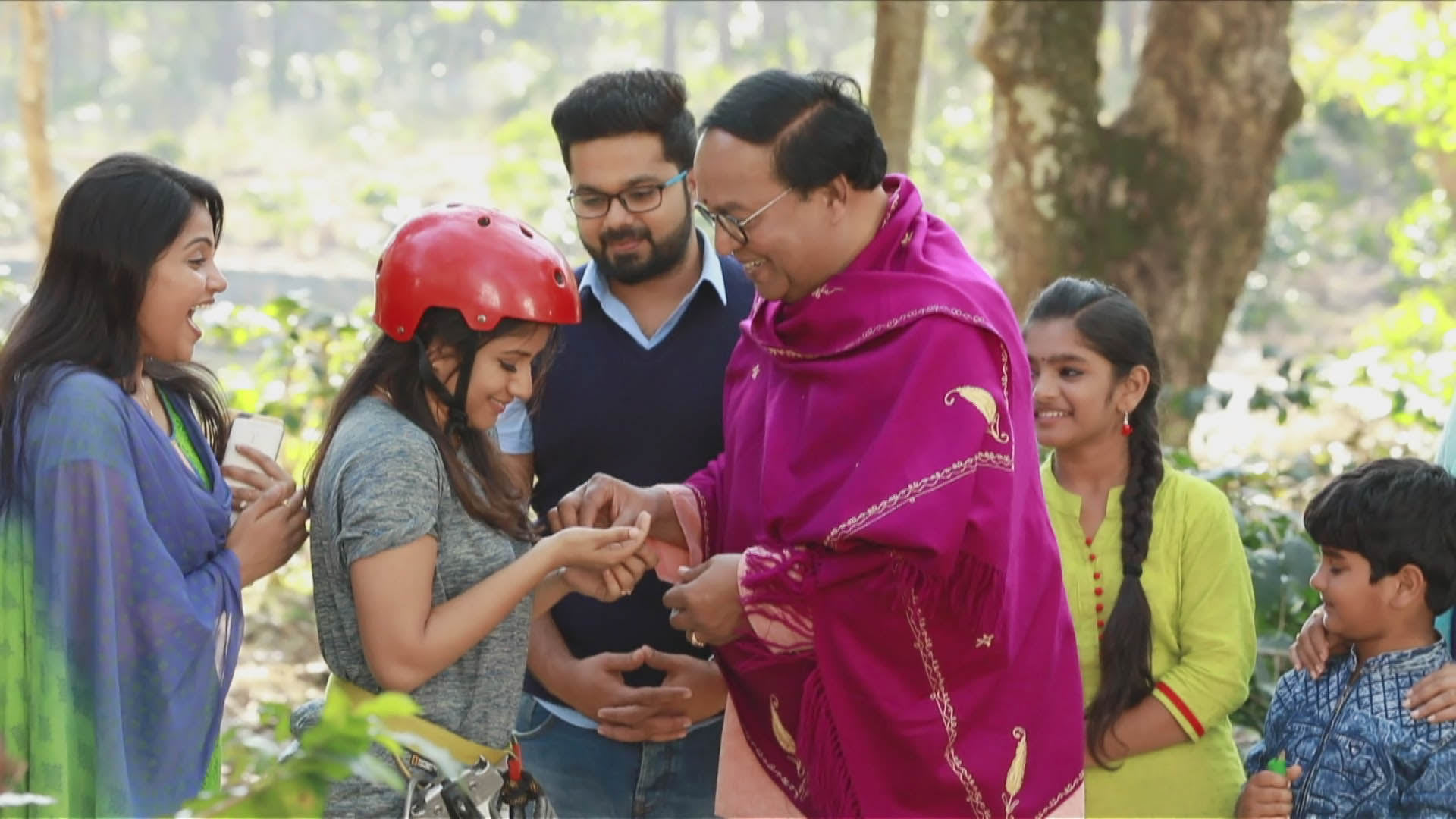 Stream Sembaruthi, the Winner! Season 1 Episode 201 – Sembaruthi, the ...