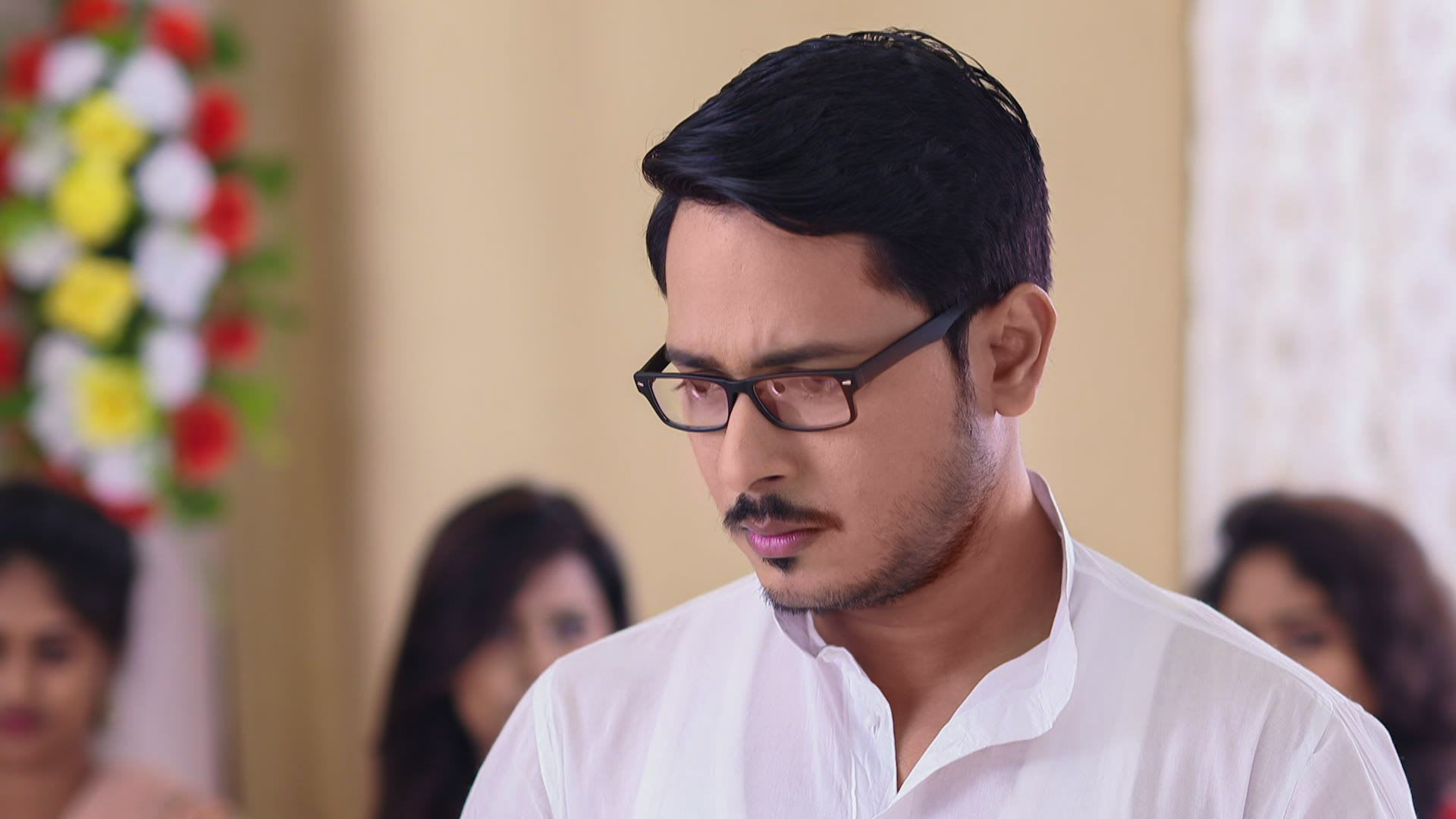 Watch Mayar Badhon S7 Episode 7 on JioHotstar