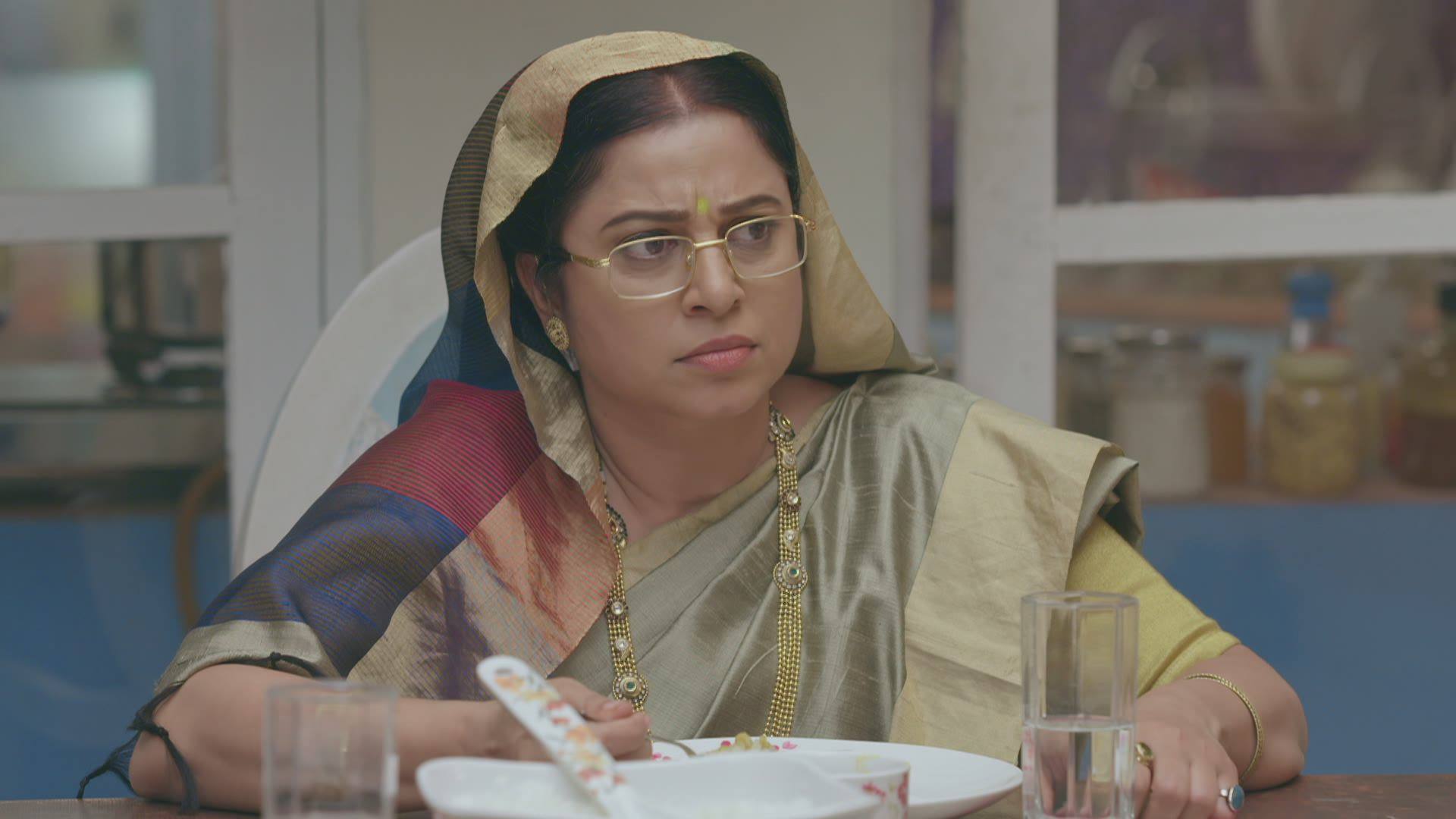 Watch Kya Haal, Mr. Paanchal S5 Episode 5 on JioHotstar