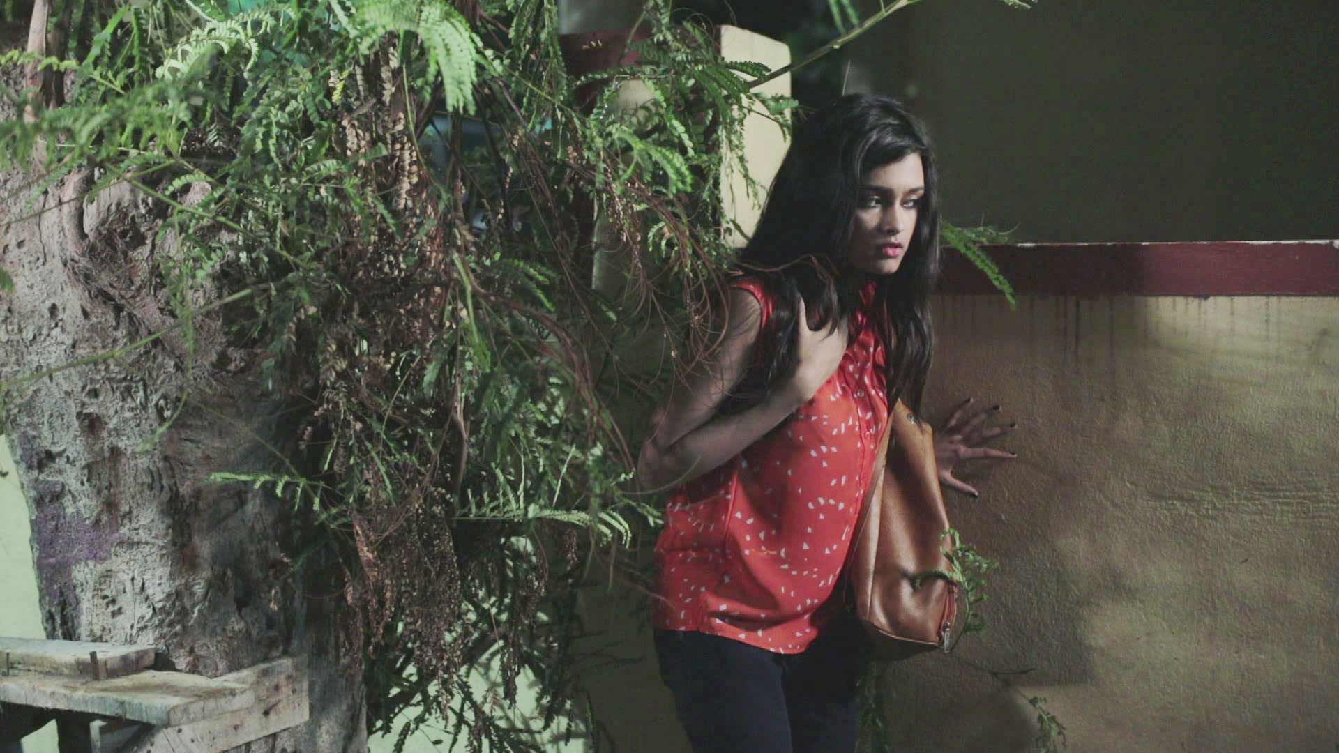 Watch Mayar Badhon S1 Episode 6 on JioHotstar