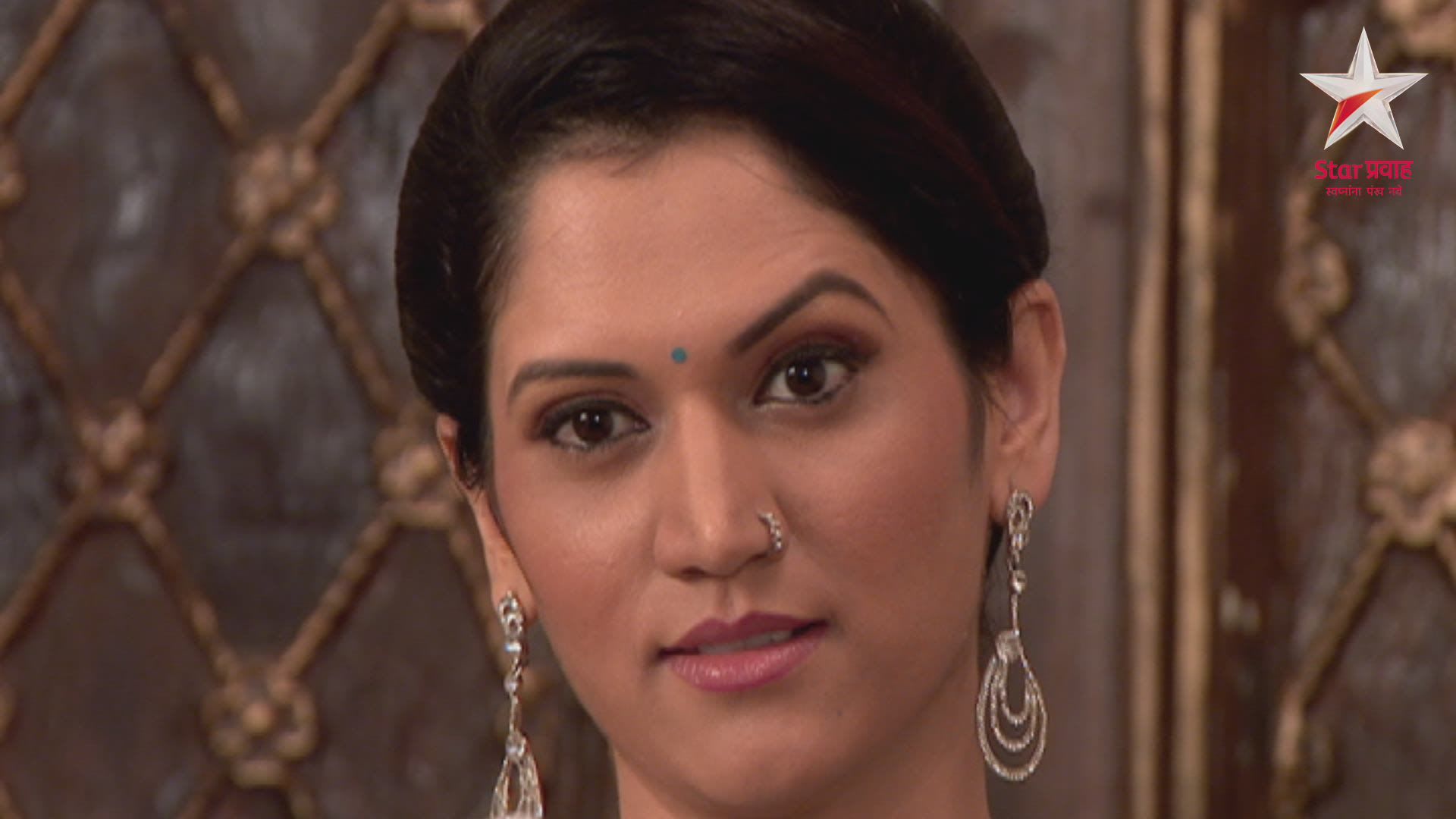Watch Devyani S3 Episode 28 on JioHotstar