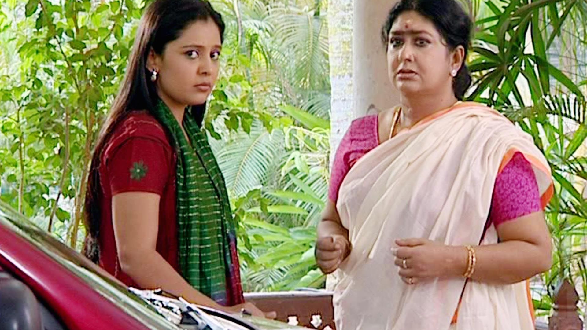 Watch Kumkumapoovu S1 Episode 36 on JioHotstar