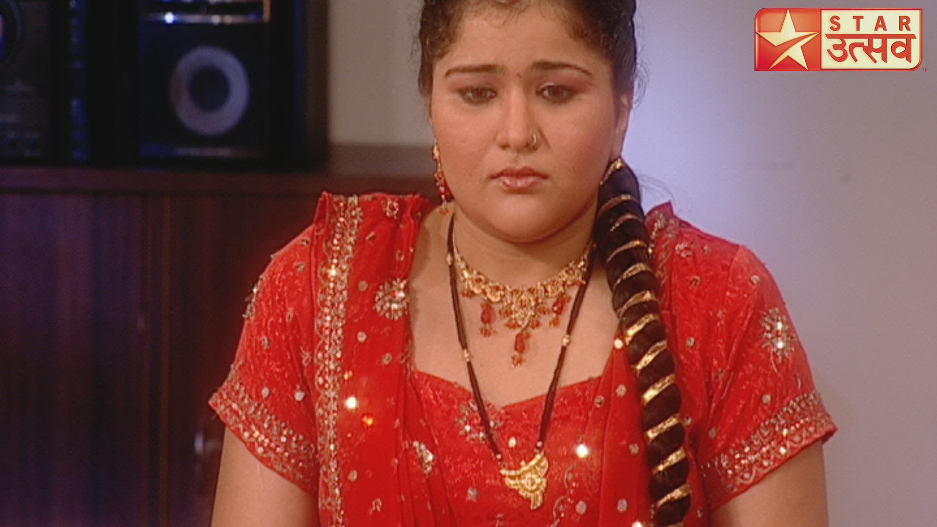 Stream geet-hui-sabse-parayi Online | Watcho