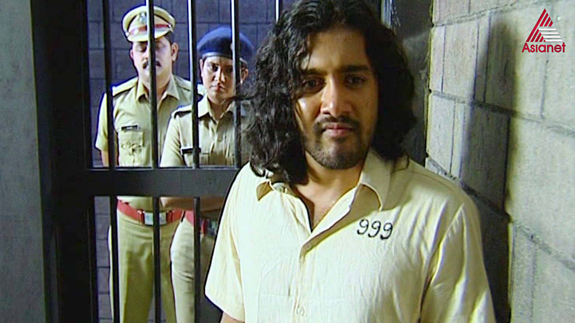 Watch Parasparam S18 Episode 4 on JioHotstar