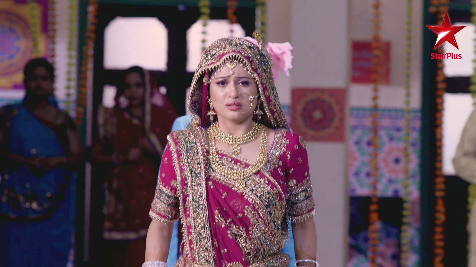 Watch Diya Aur Baati Hum S22 Episode 44 on JioHotstar