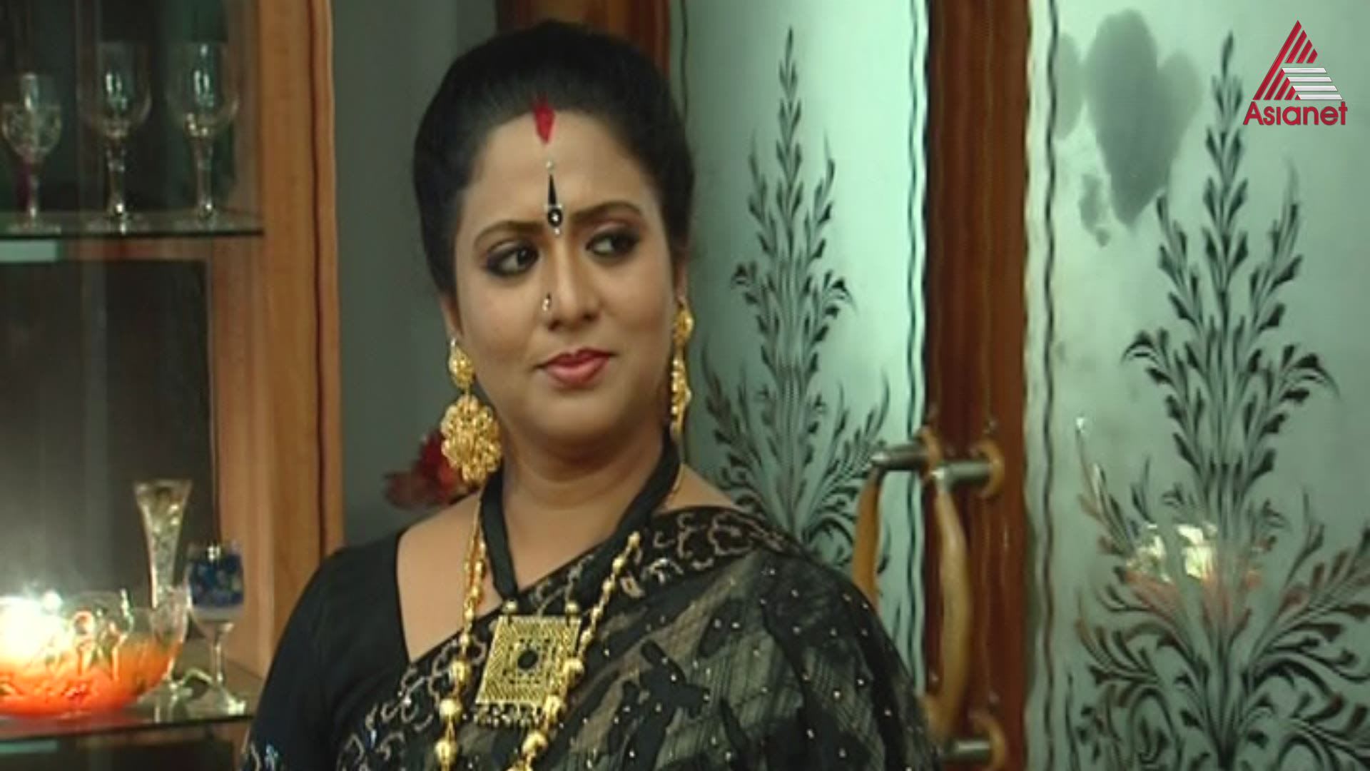 Watch Chandanamazha Episode 17 on JioHotstar