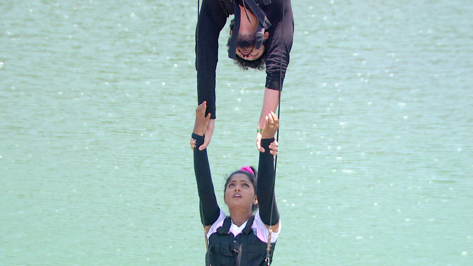 Watch atcham-thavir only on Watcho