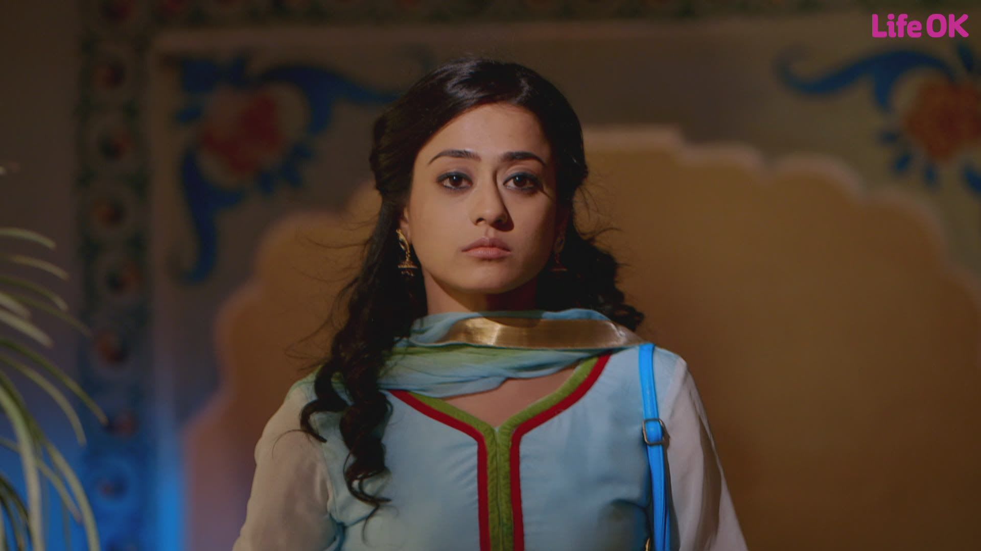 Watch Piya Rangrezz S1 Episode 2 on JioHotstar