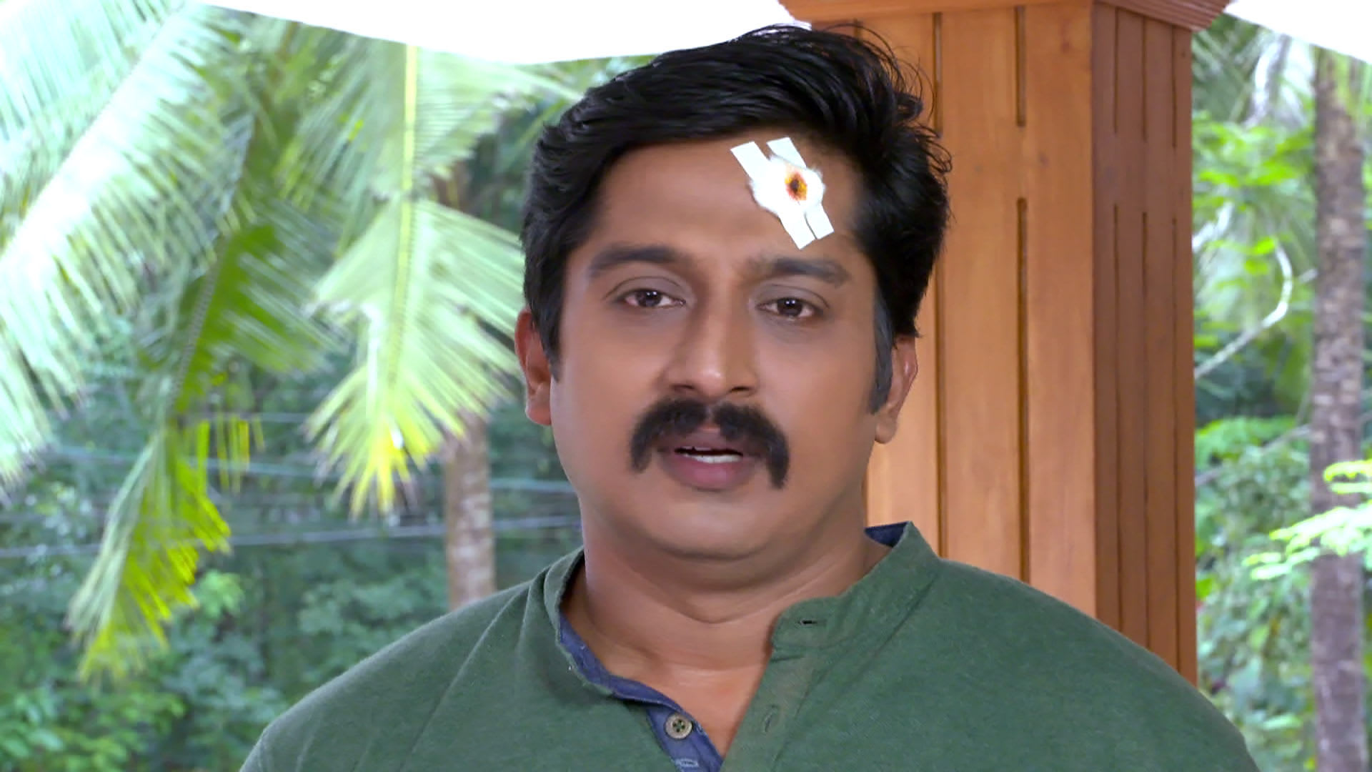 Watch Karuthamuthu Episode 165 on JioHotstar