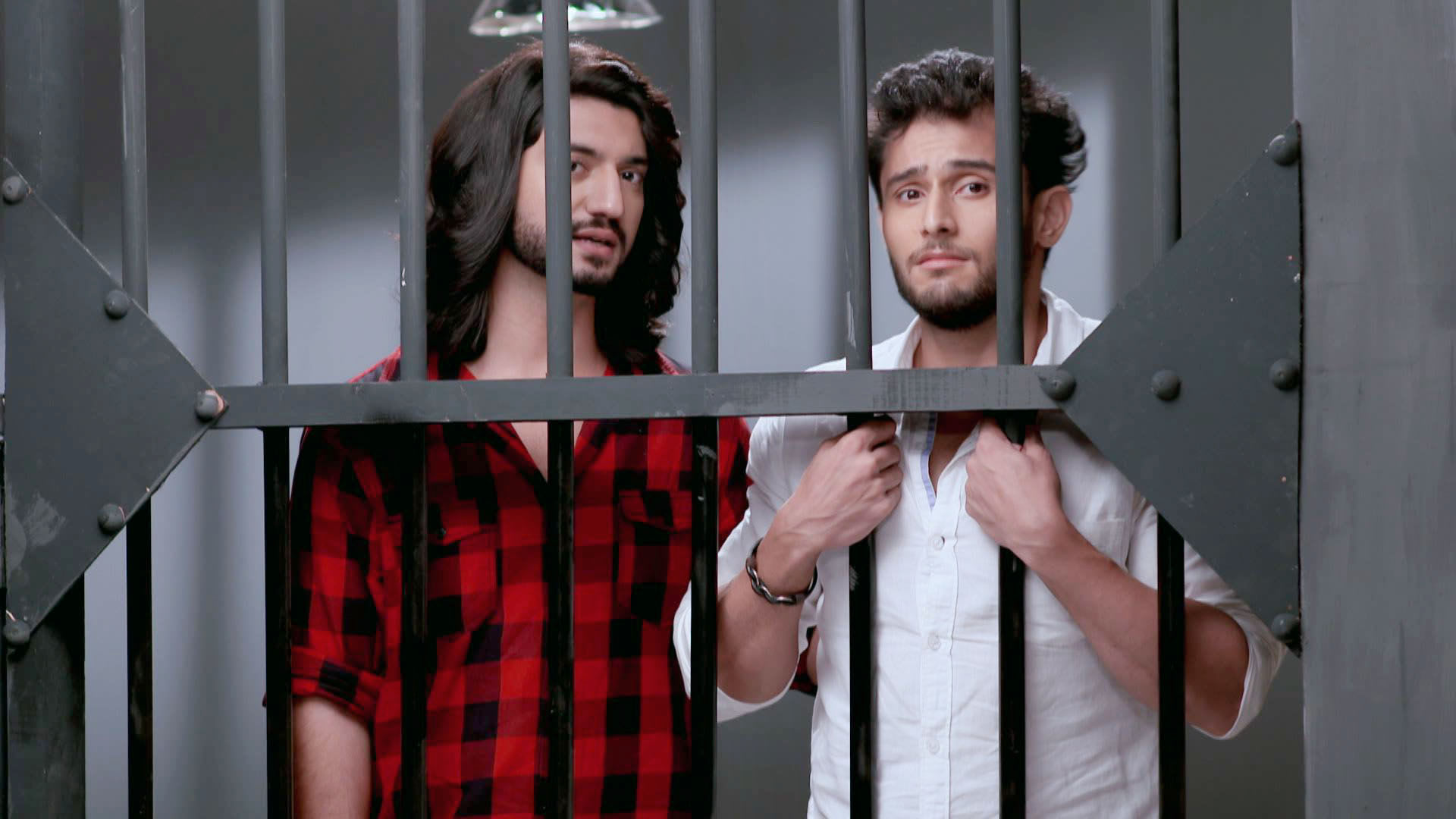 Watch priyamanasam All Episodes | Watcho