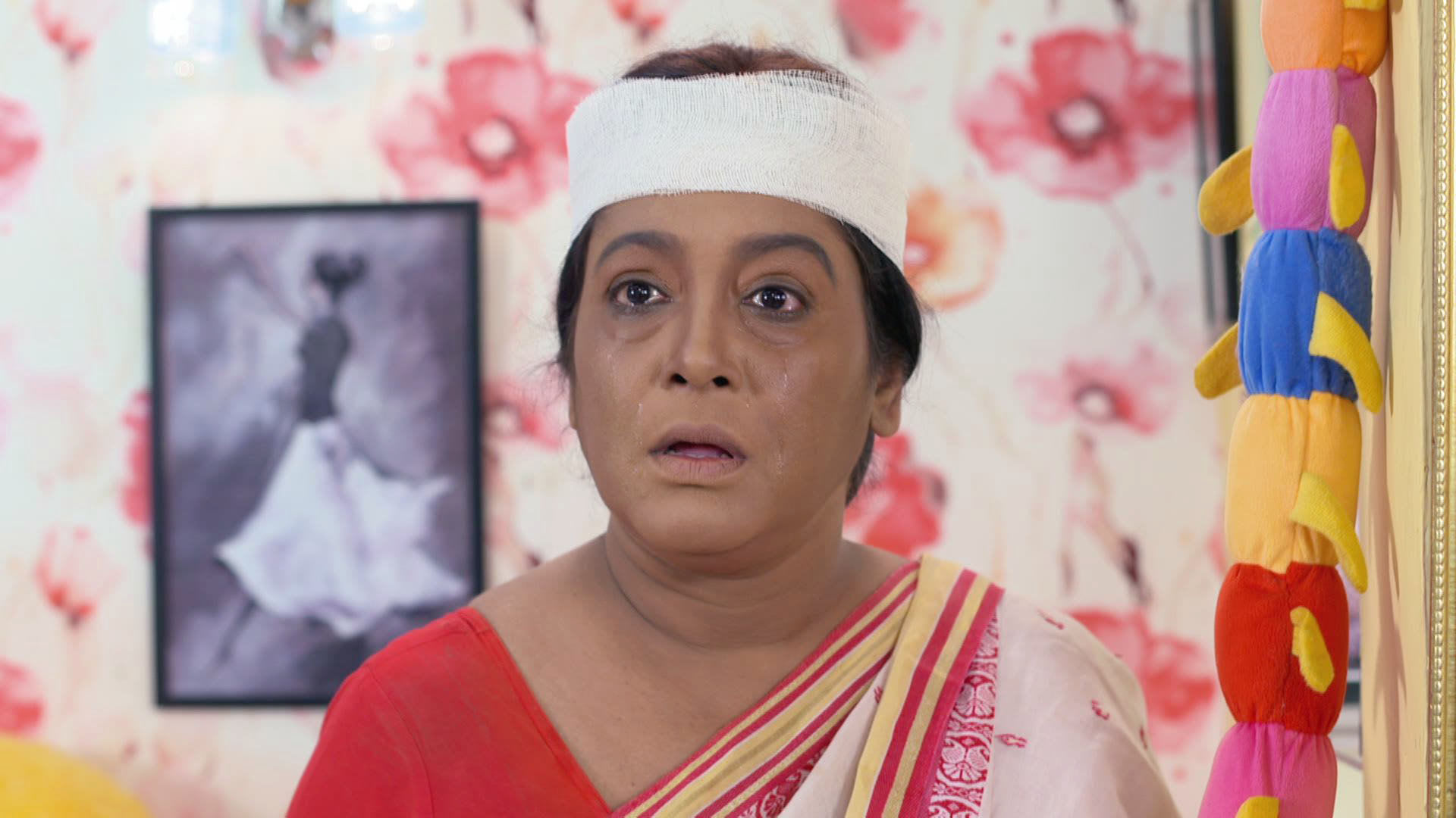 Watch Bhojo Gobindo S5 Episode 119 on JioHotstar