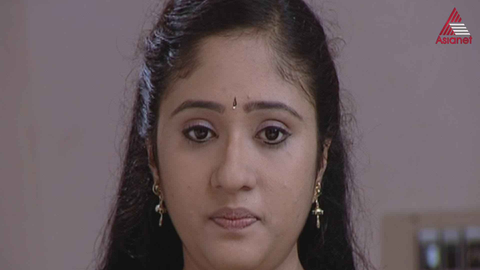 Watch Sthreedhanam S2 Episode 14 on Disney+ Hotstar