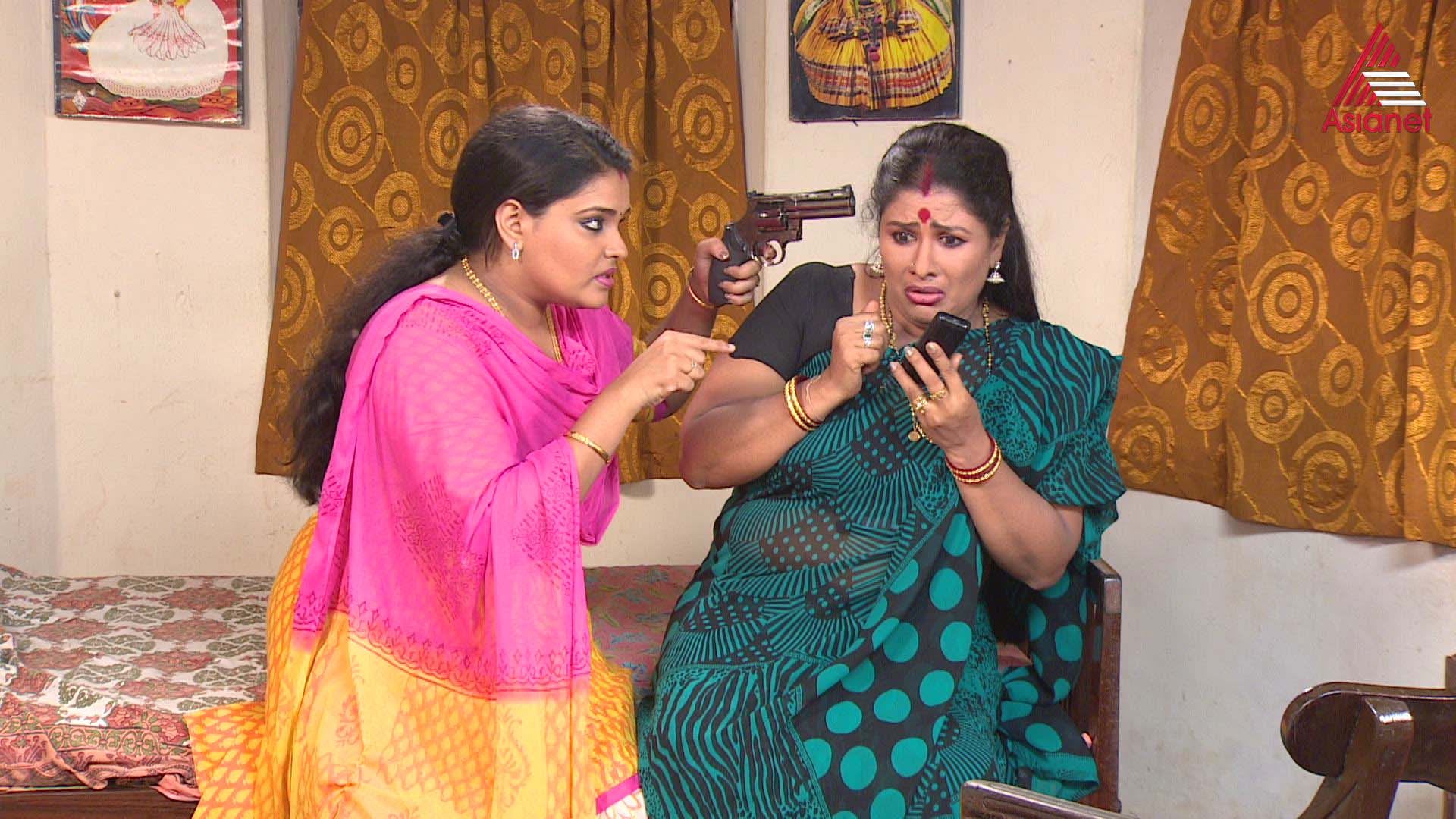 Watch Chandanamazha S14 Episode 37 on JioHotstar