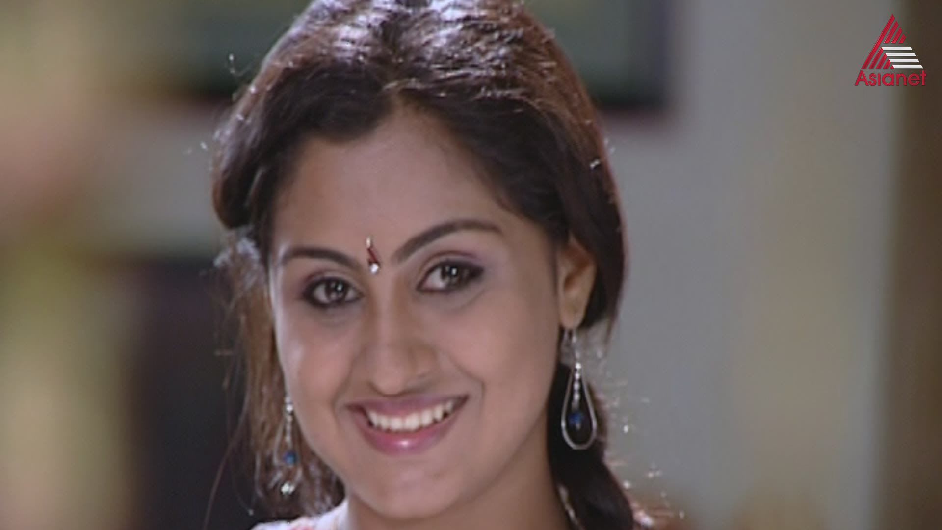 Watch Sthreedhanam S2 Episode 21 on JioHotstar