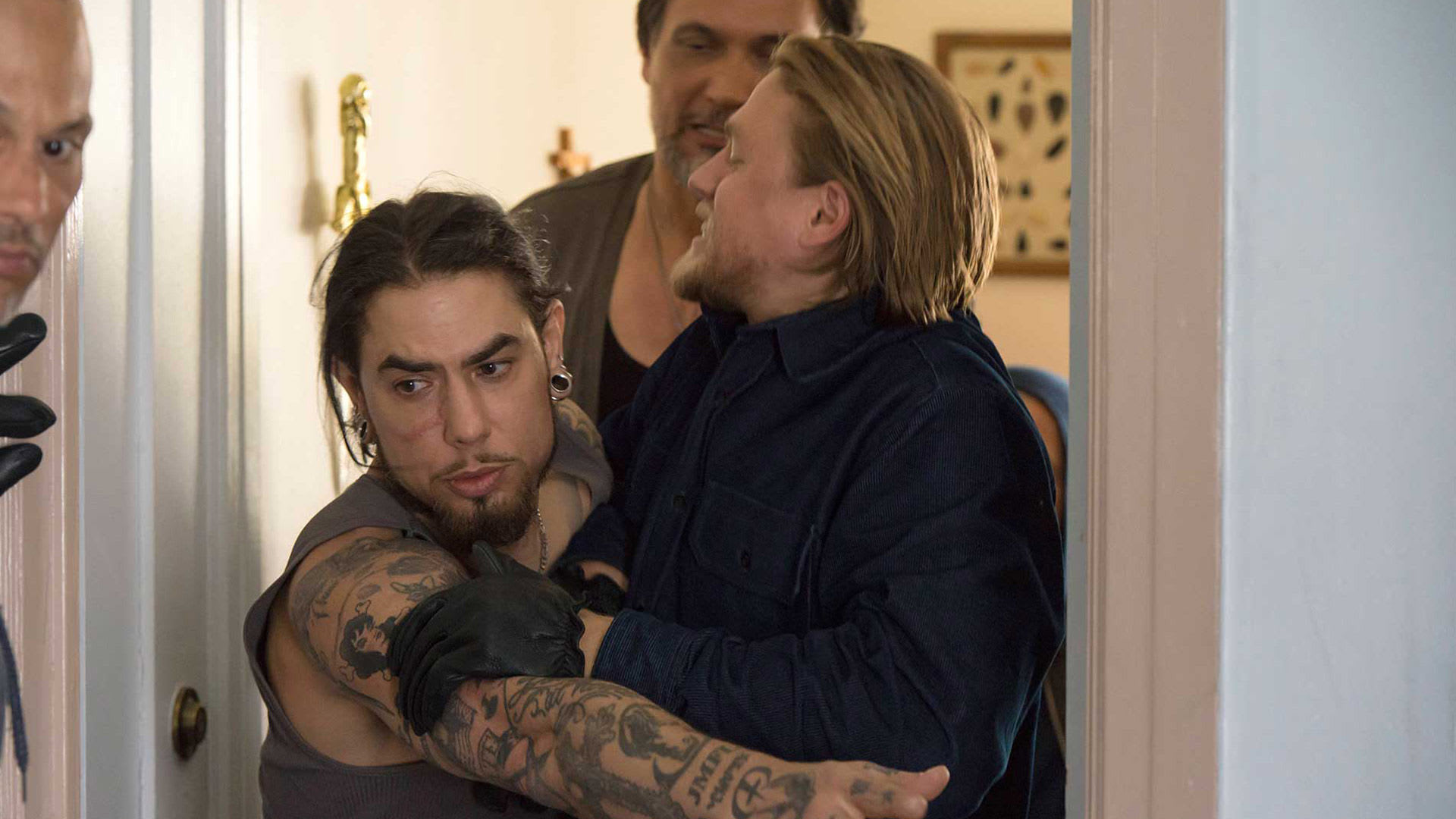 รับชม One One Six ซีซัน 6 ตอน 2 – One One Six บน Disney+