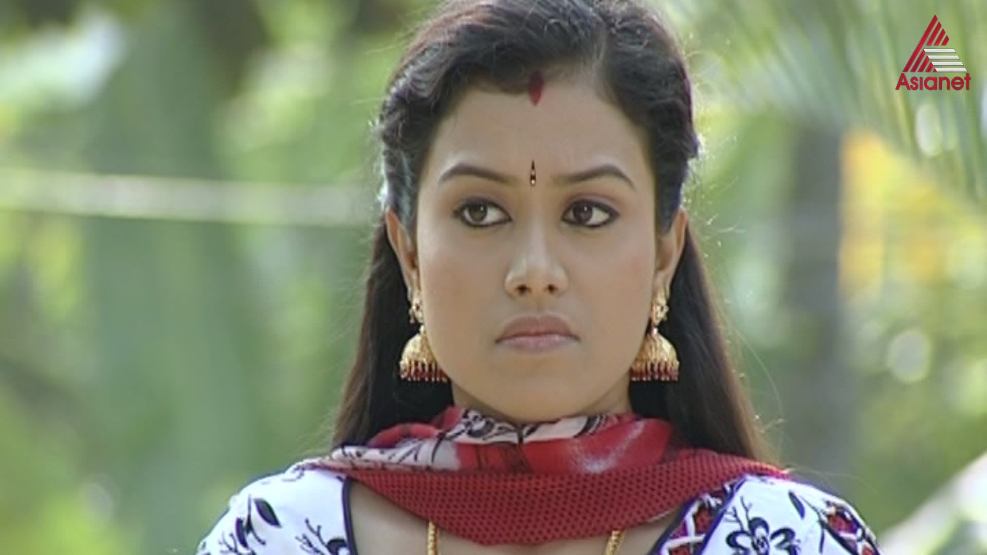 Watch Veni accuses Prasad and Divya Online