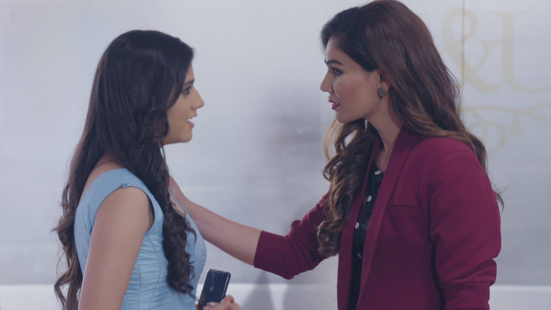 Stream Meera Ensnares Payal Season 6 Episode 131 – Meera Ensnares Payal on Hotstar