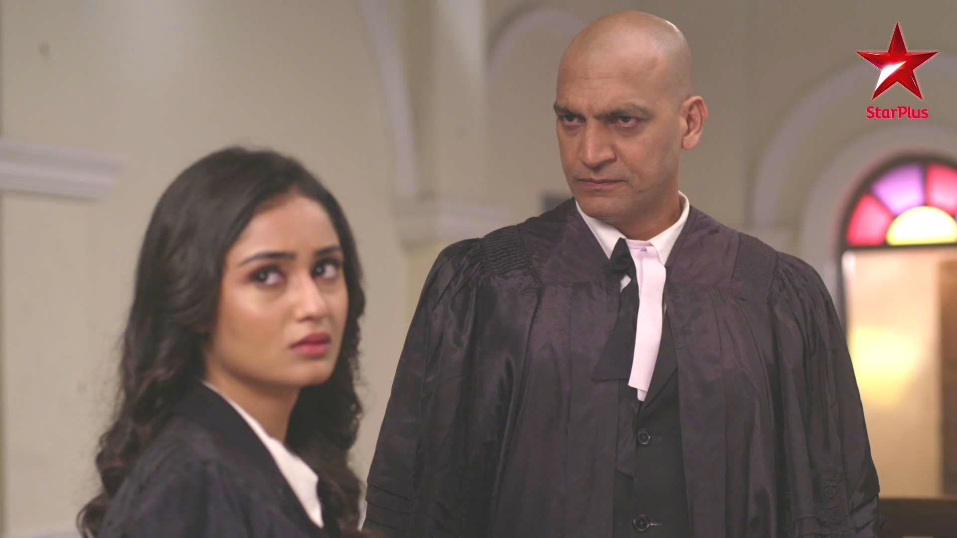 Watch Dahleez S1 Episode 7 on JioHotstar