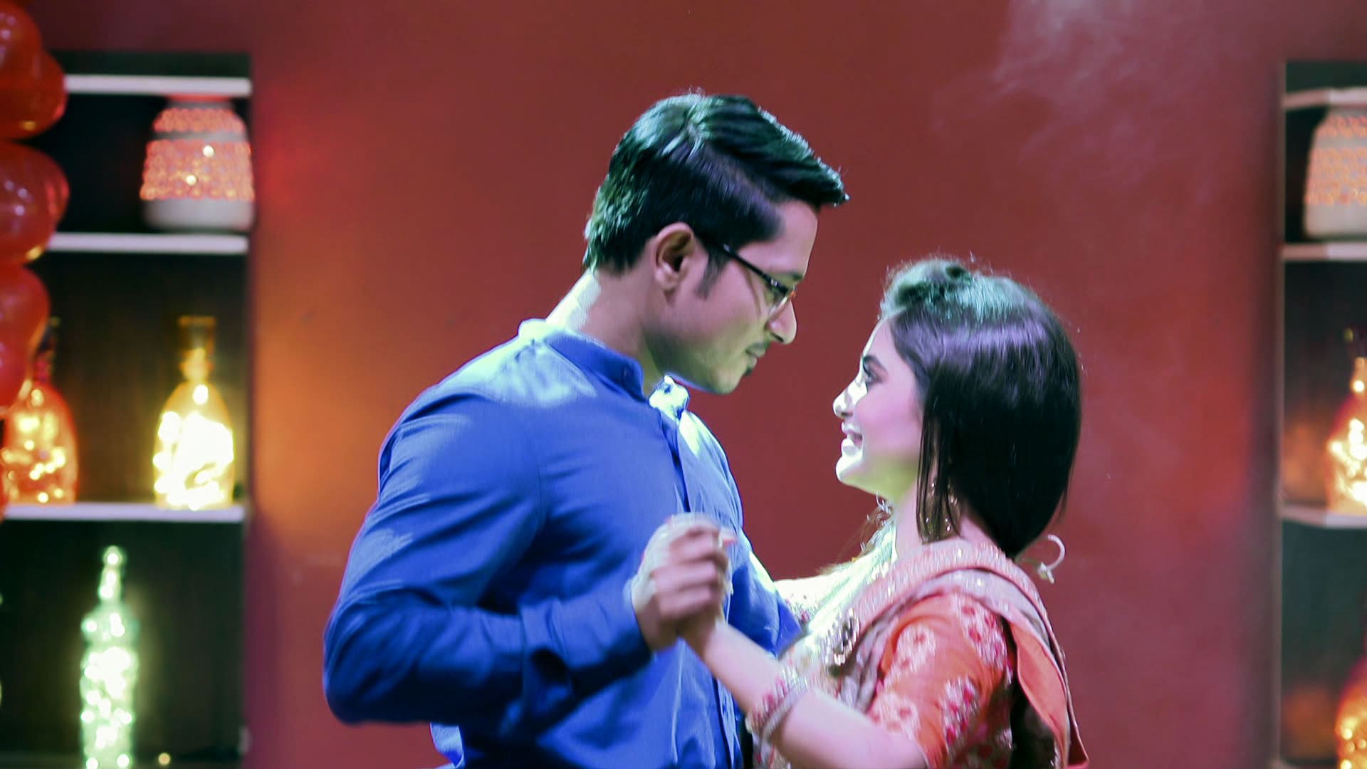 Watch Mayar Badhon S4 Episode 2 on JioHotstar