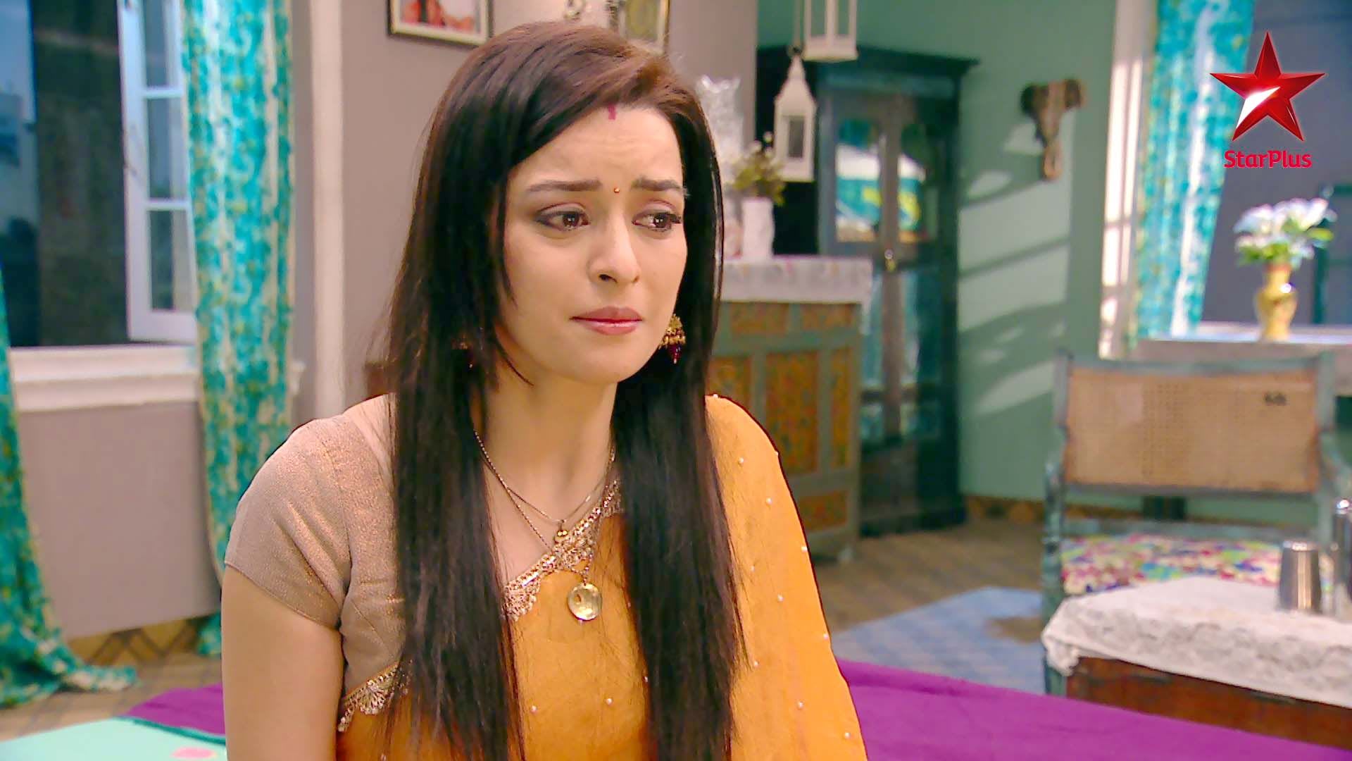 Watch Mere Angne Mein Episode 22 on JioHotstar