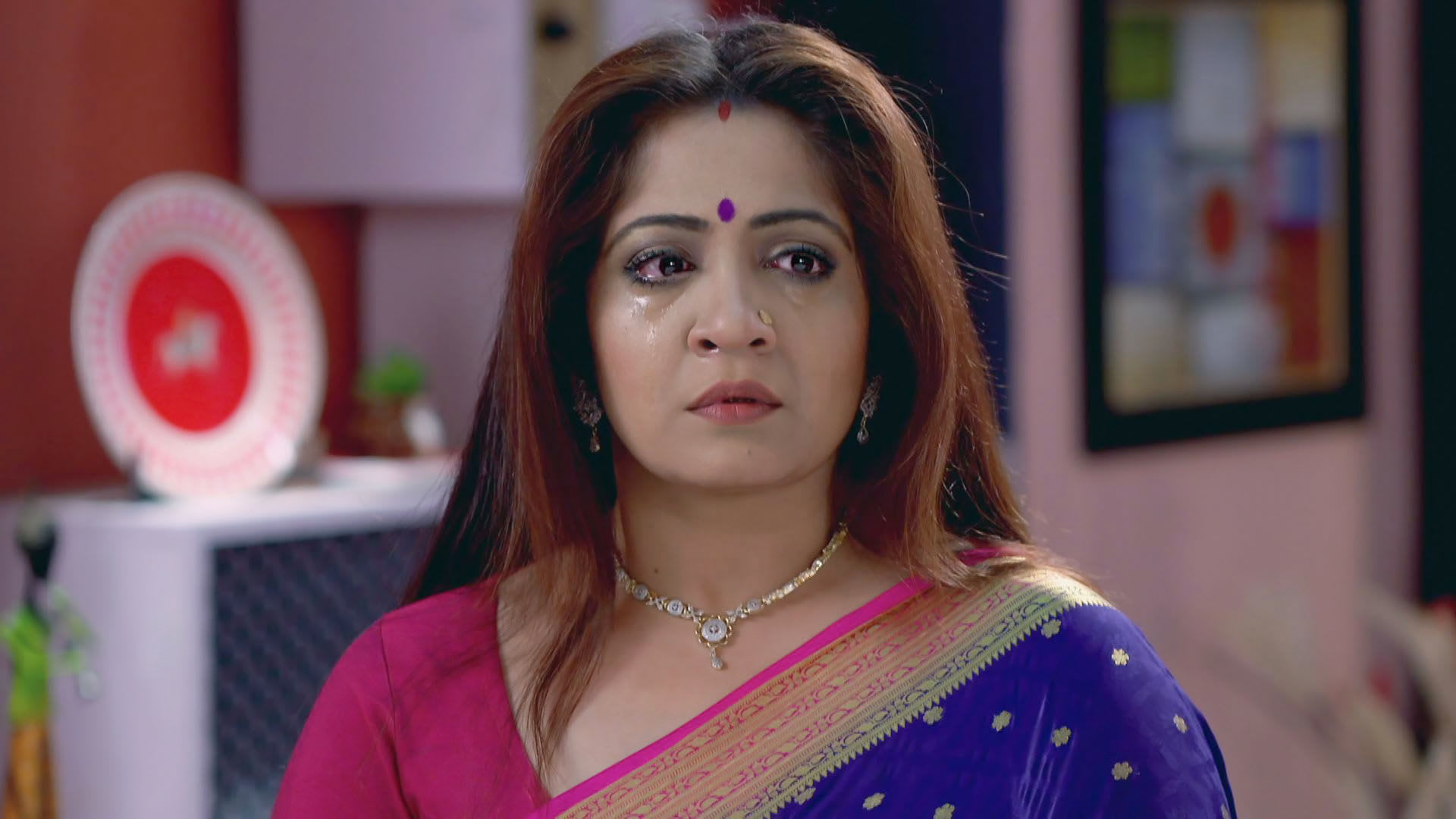 Watch kundo-phuler-mala only on Watcho