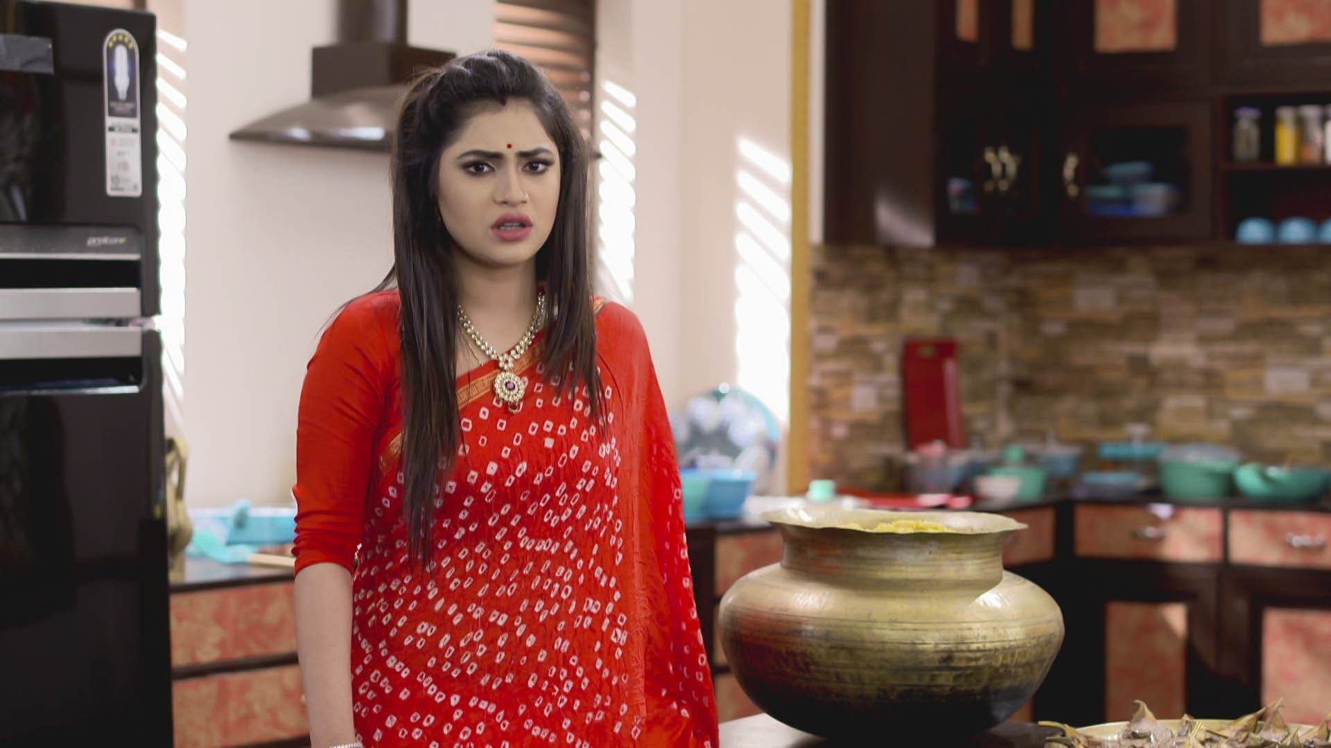 Watch Mayar Badhon S4 Episode 10 on JioHotstar