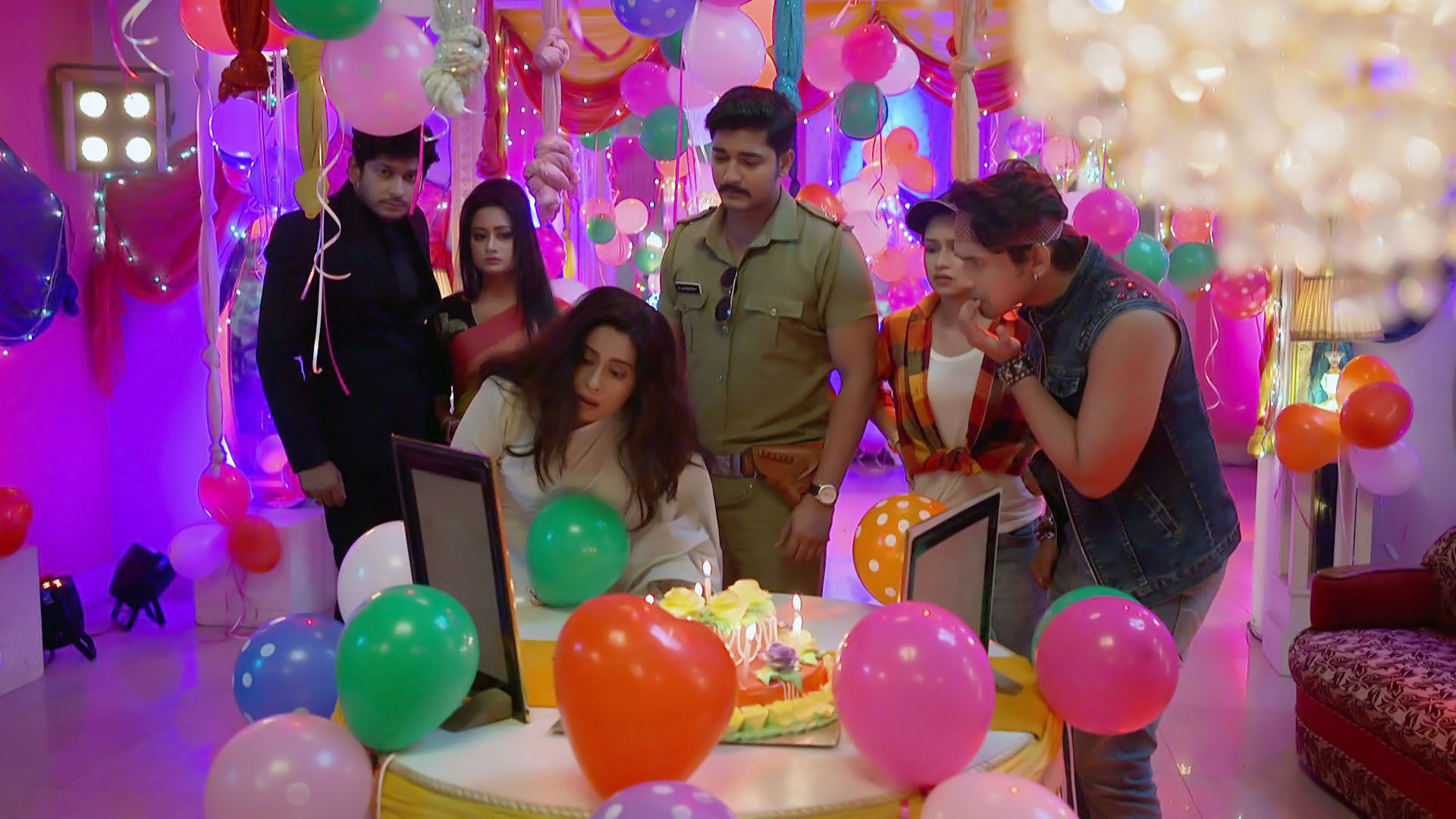 Watch Tekka Raja Badsha S1 Episode 44 on Disney+ Hotstar