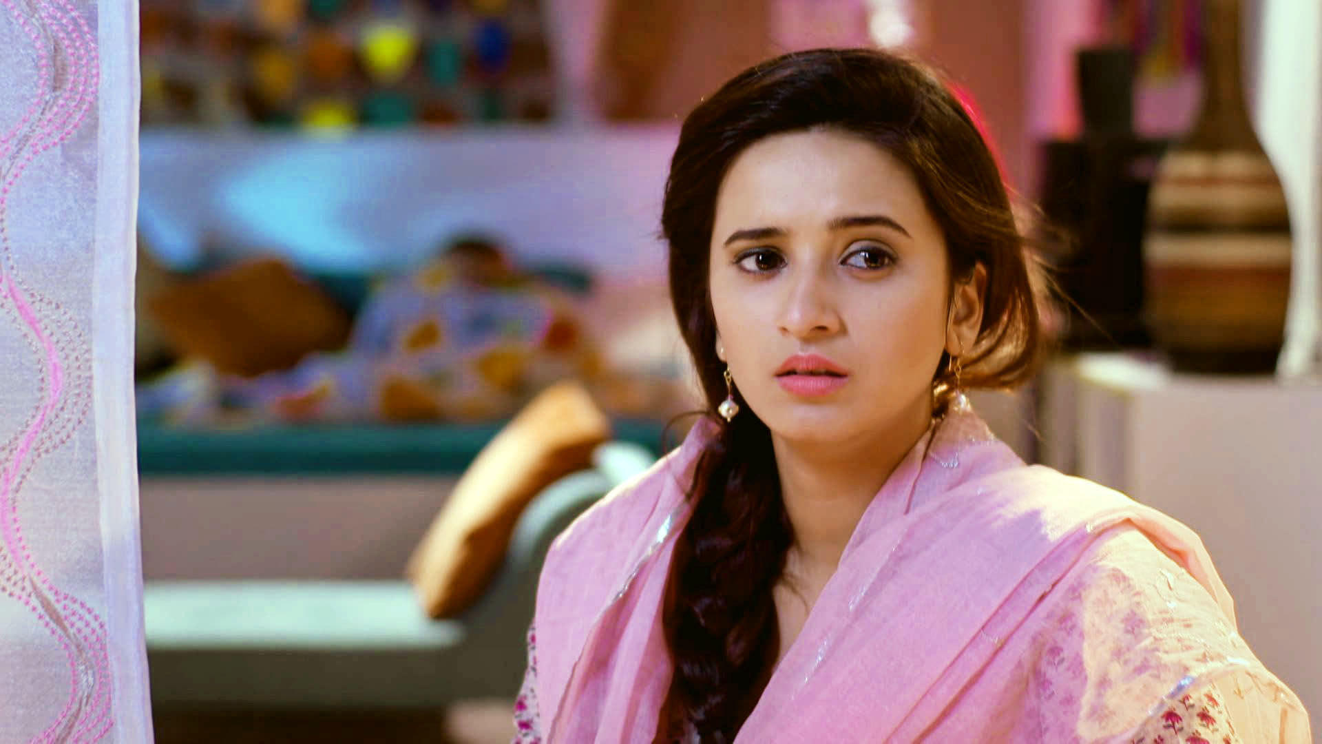 Watch Suvitha To Help Arun Online