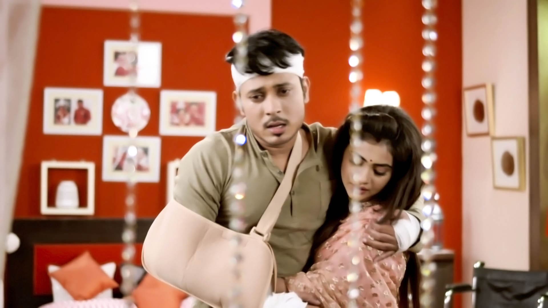 Watch Mayar Badhon S4 Episode 26 on JioHotstar