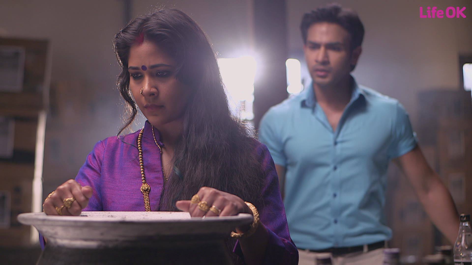 Watch Piya Rangrezz S2 Episode 33 on JioHotstar