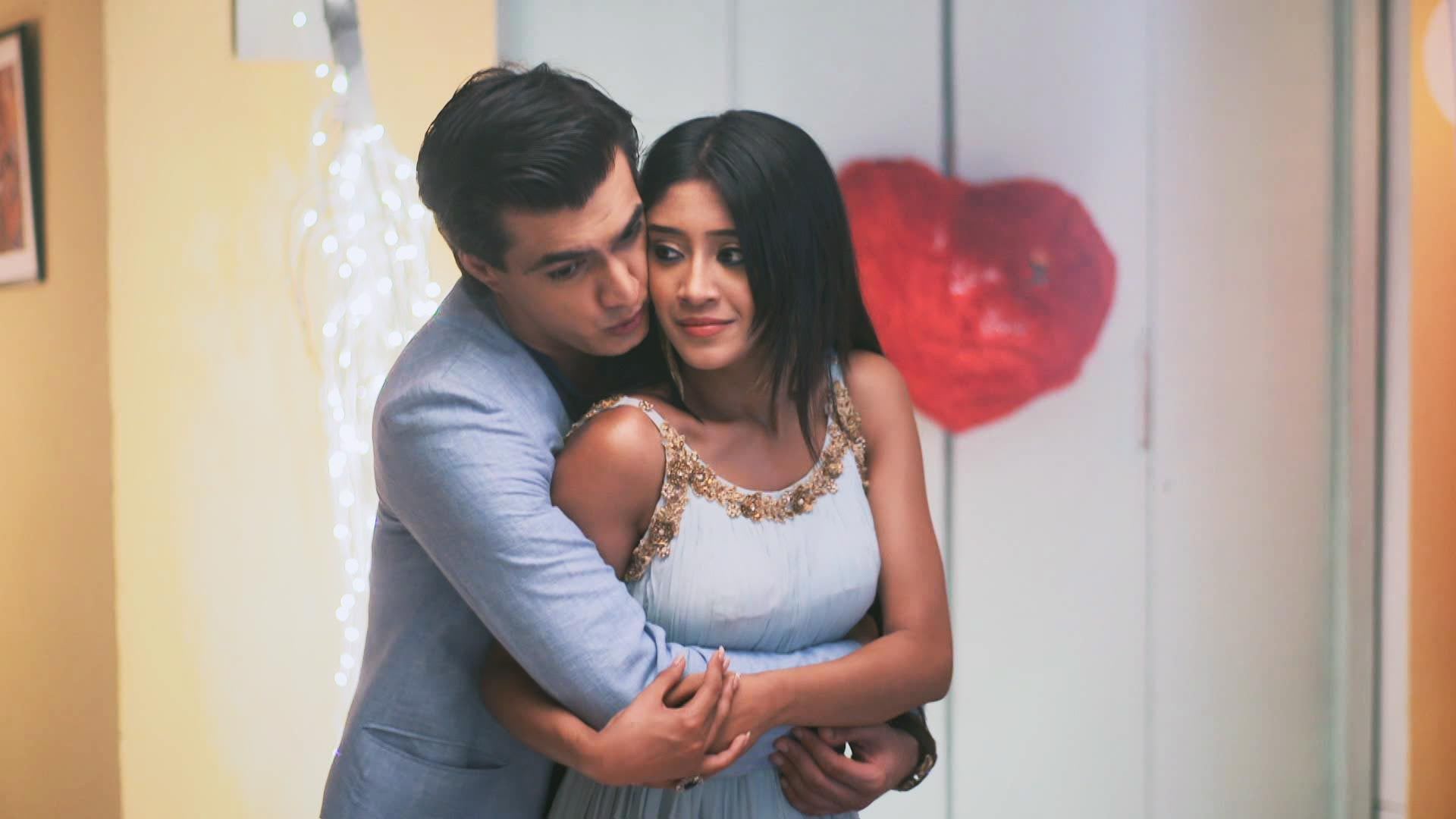 Watch Naira Surprises Kartik Online