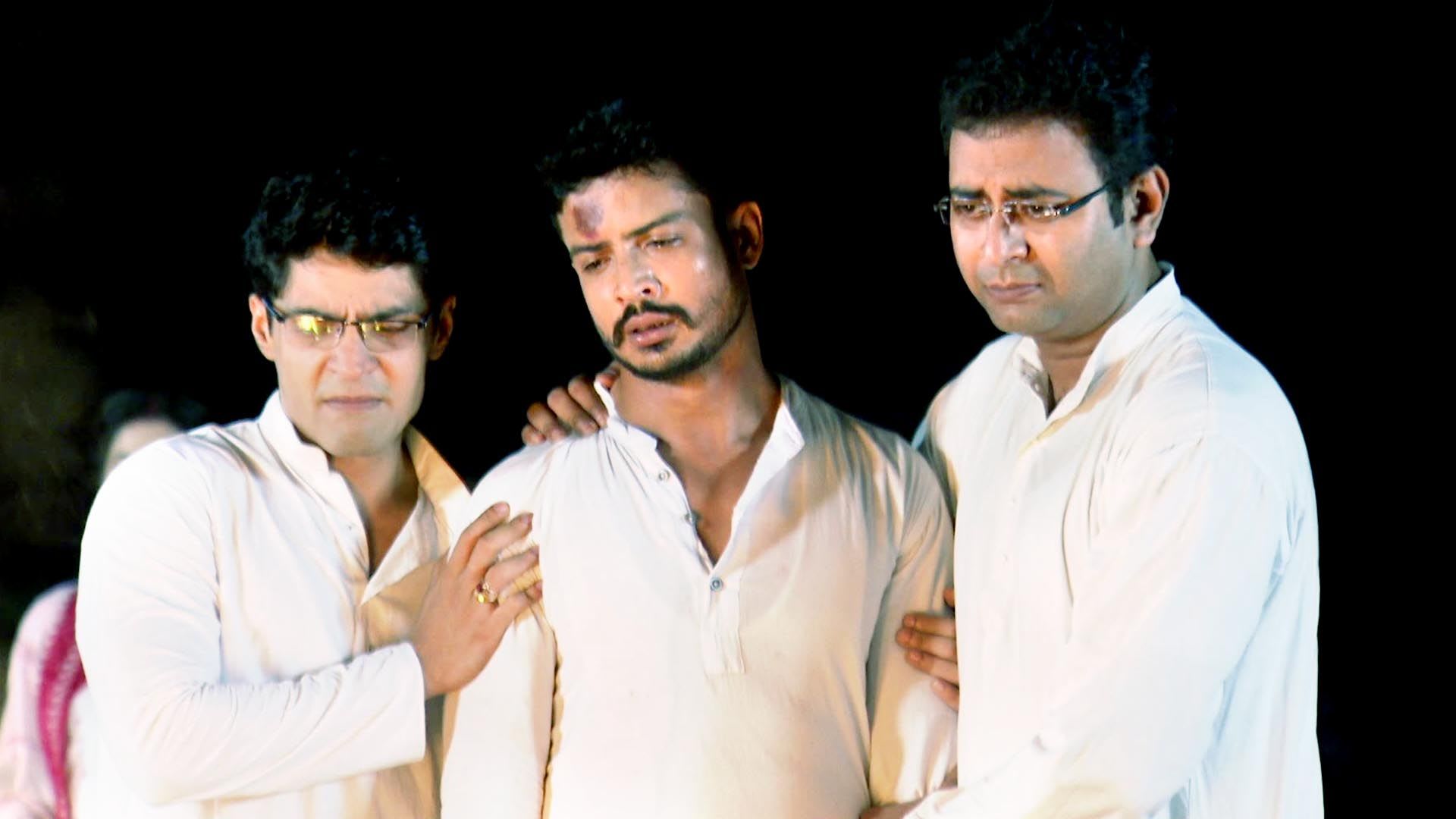 Watch Bodhuboron Episode 11 on JioHotstar