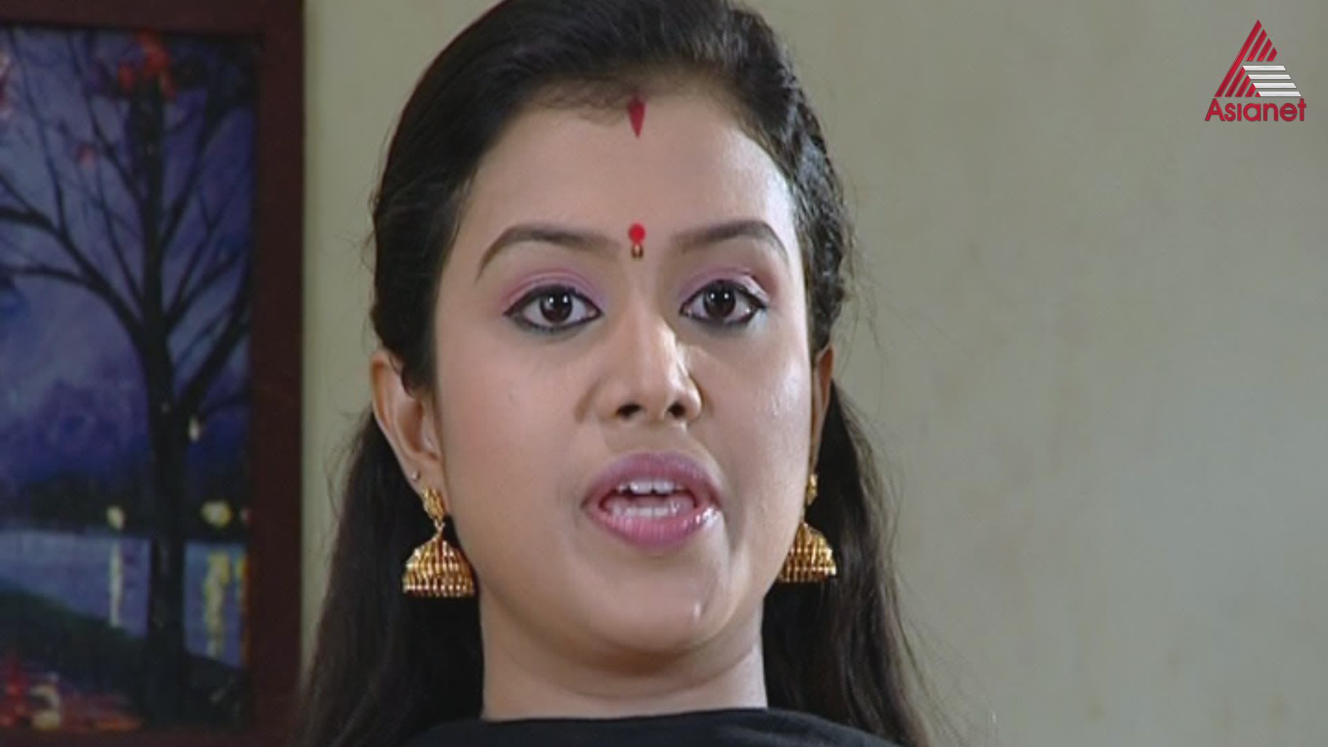 Watch Mathi Suku gets trapped Online