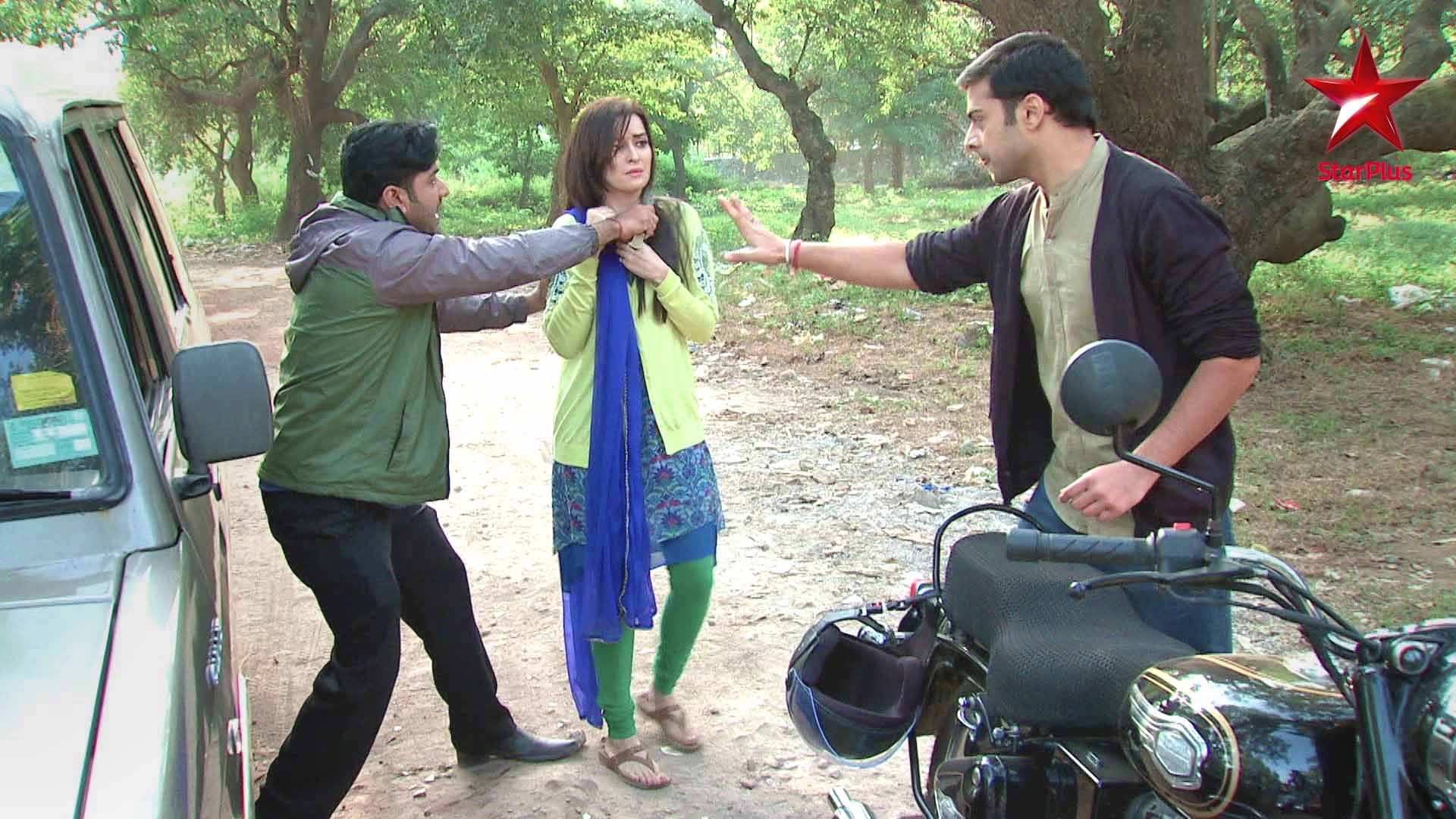 Watch Shivam, Riya are Robbed Online