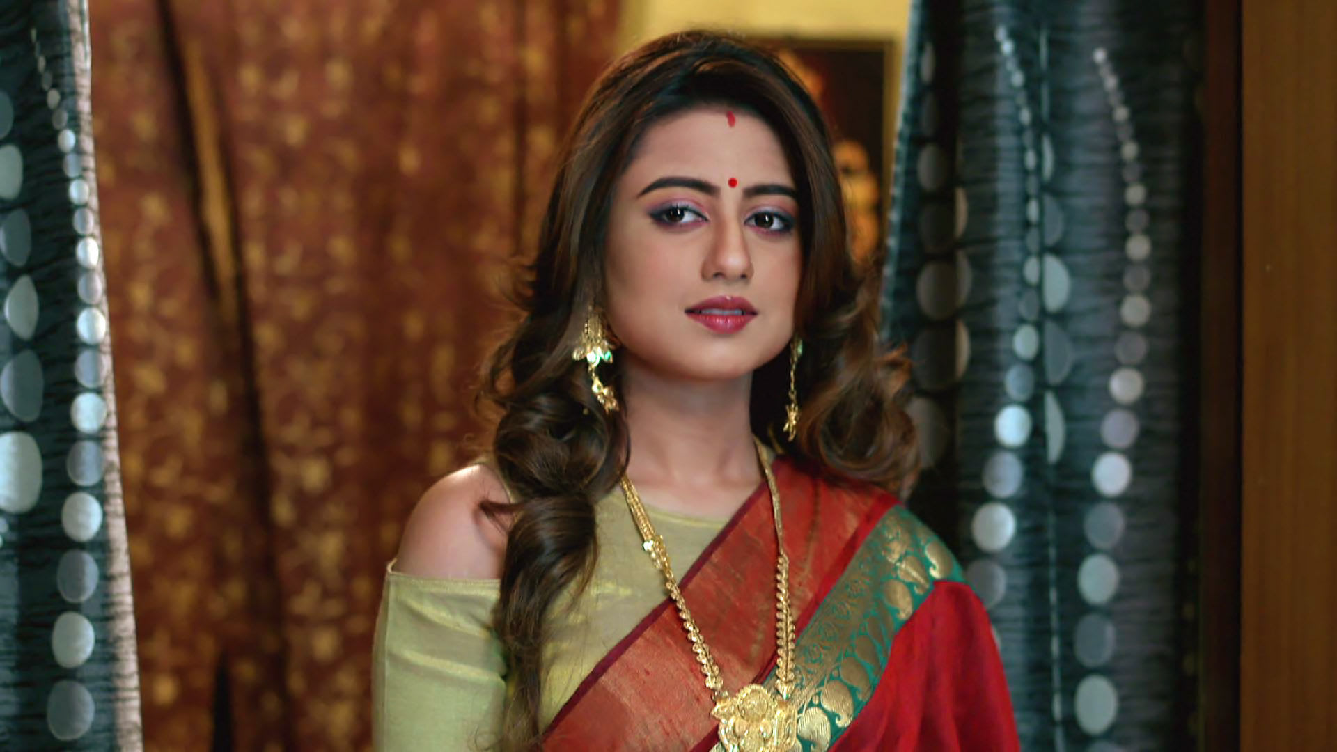 Watch Bhojo Gobindo S5 Episode 130 on JioHotstar