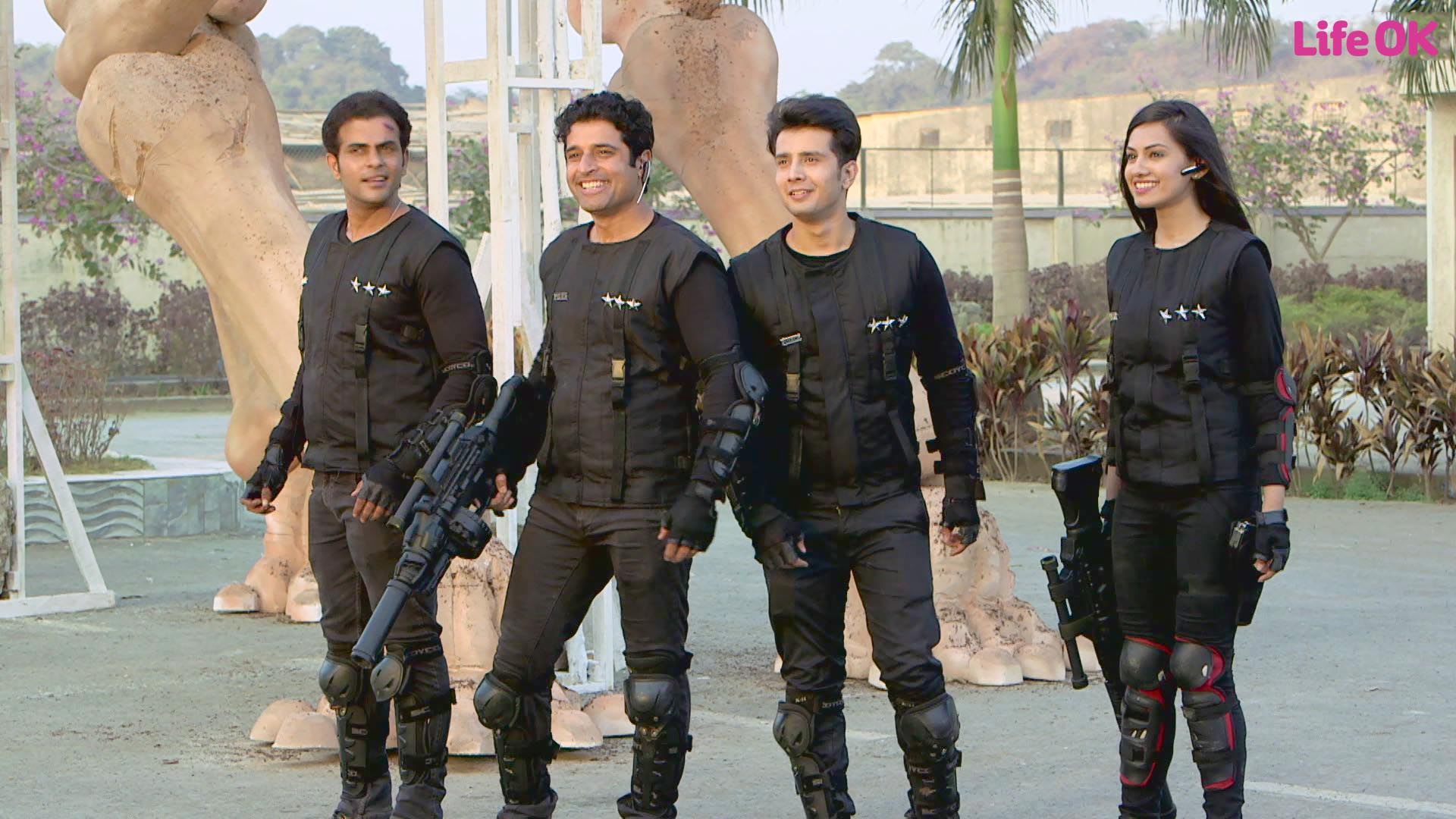Watch SuperCops Vs Super Villains S7 Episode 3 on JioHotstar
