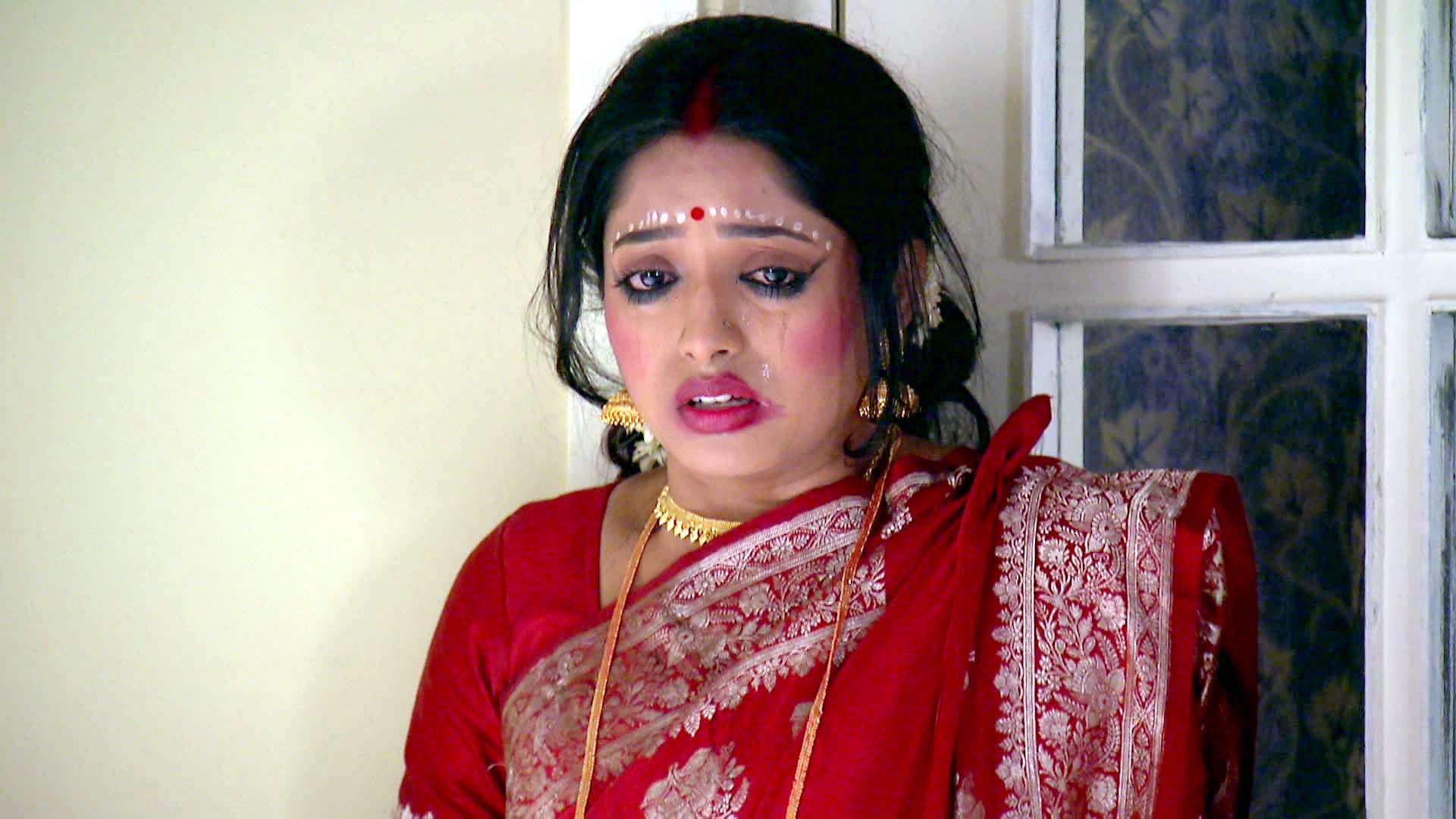 Watch Jhanj Lobongo Phool S3 Episode 6 on JioHotstar