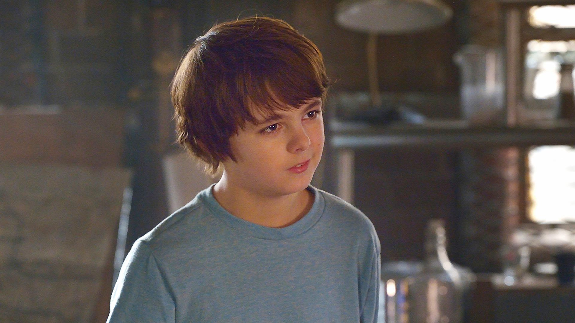 Nonton Fallen Light Season 2 Episode 12 - Fallen Light di Disney+