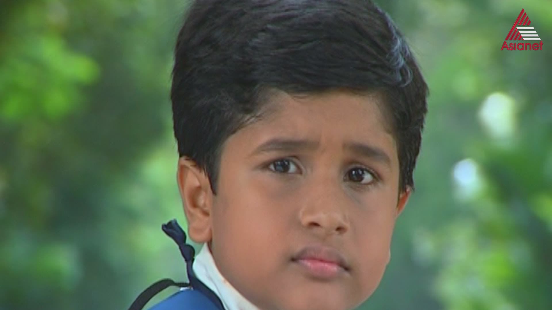 Watch Balaganapathy S5 Episode 9 on JioHotstar