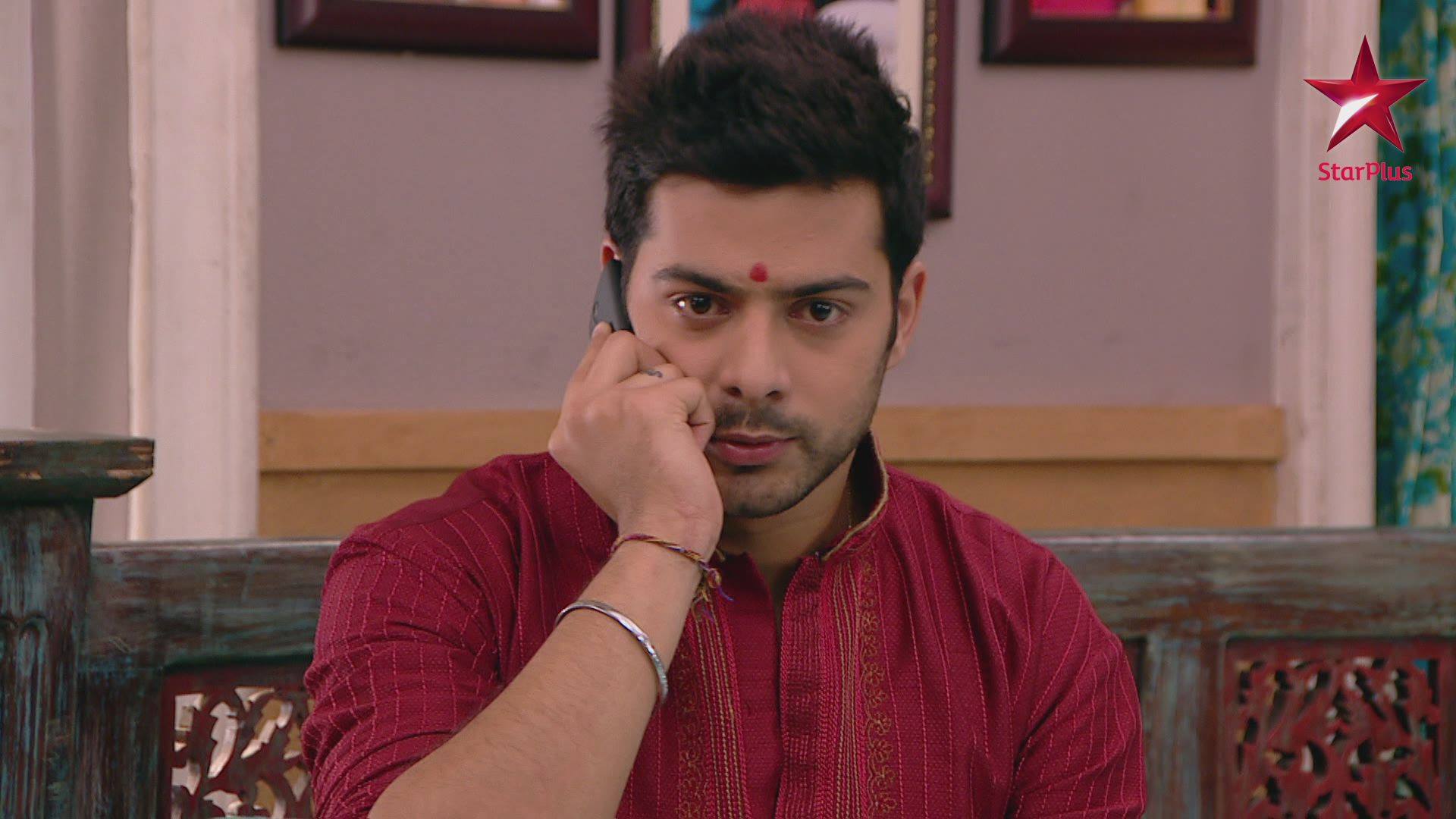 Watch Shivam, Riya share their feelings Online