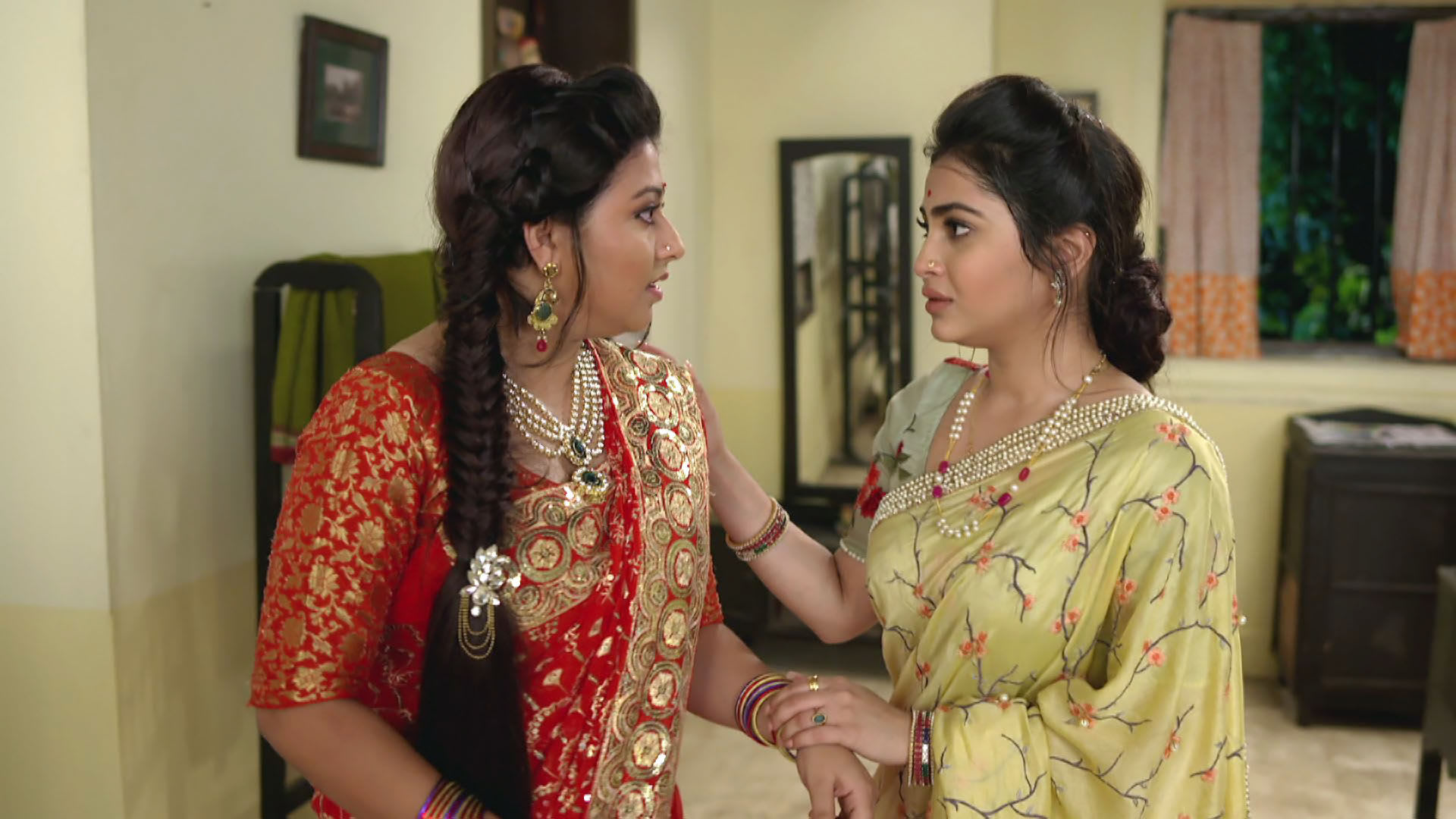 Watch Mayar Badhon S7 Episode 151 on JioHotstar