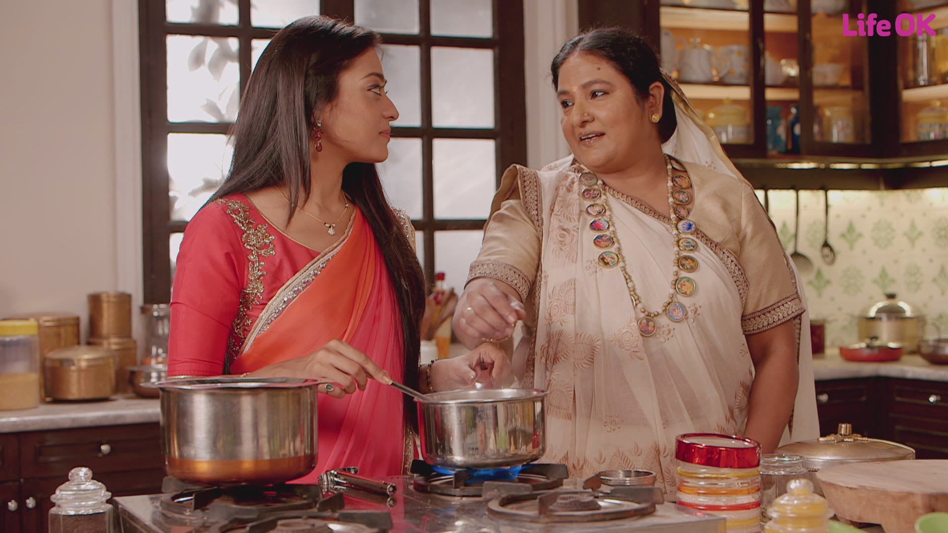 Watch Piya Rangrezz S1 Episode 19 on JioHotstar